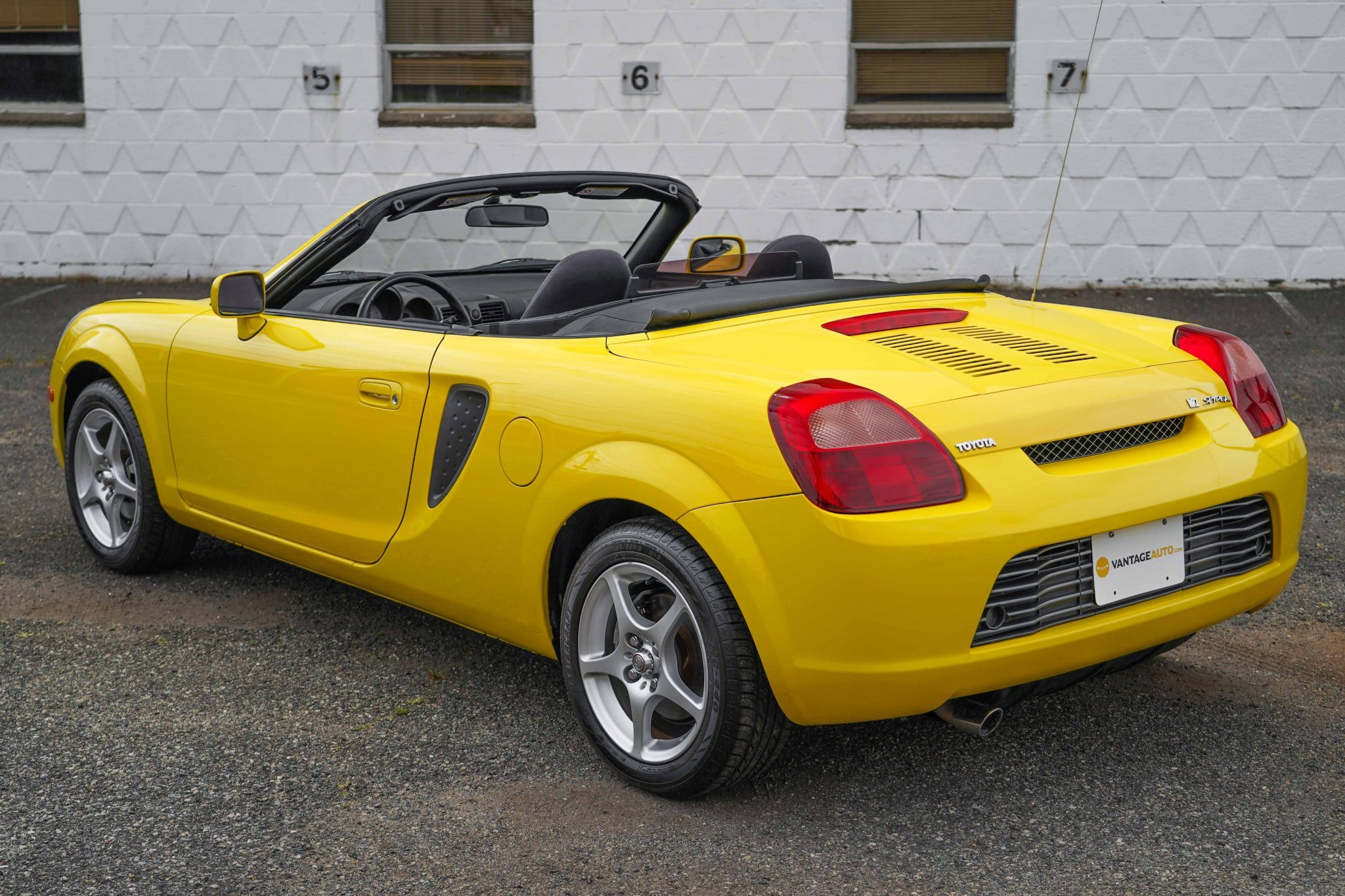 2002 Toyota MR2 Spyder 5-Speed – Sesame Cars
