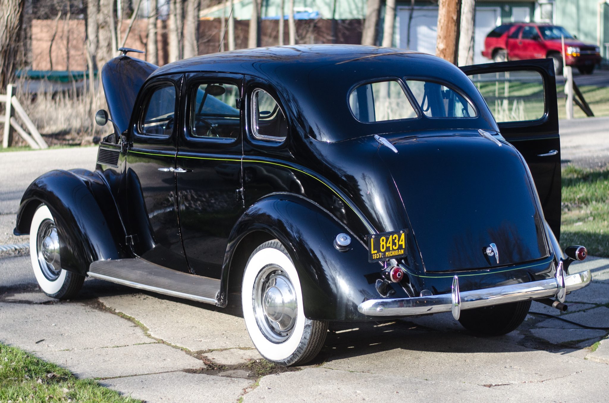 1937 Ford Model 78 Deluxe Fordor Touring Sedan Project – Sesame Cars