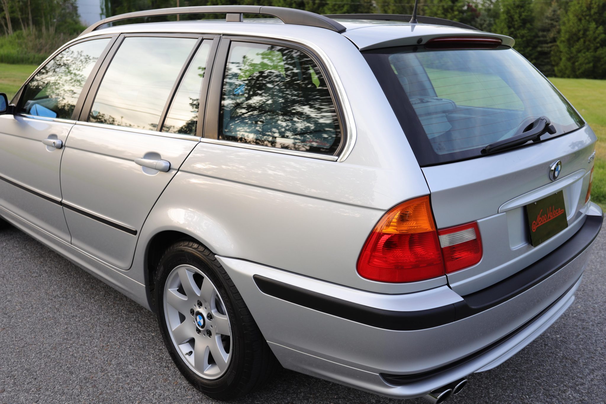 2003 BMW 325xi Sports Wagon – Sesame Cars