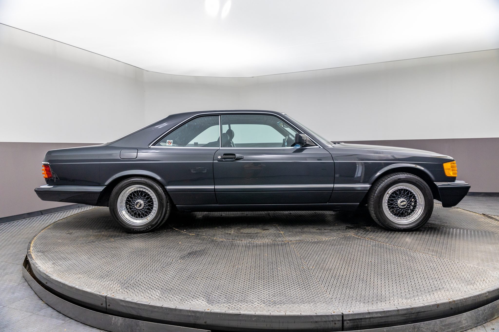 1988 Mercedes-Benz 560SEC – Sesame Cars