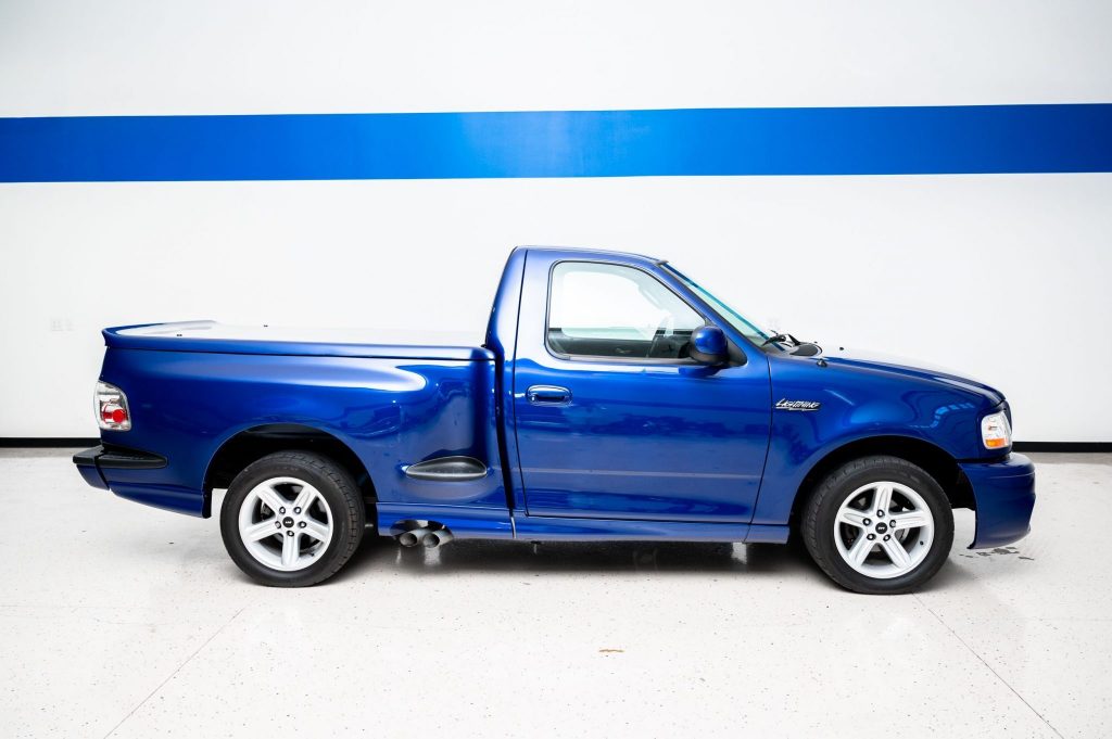 2003 Ford F-150 SVT Lightning – Sesame Cars