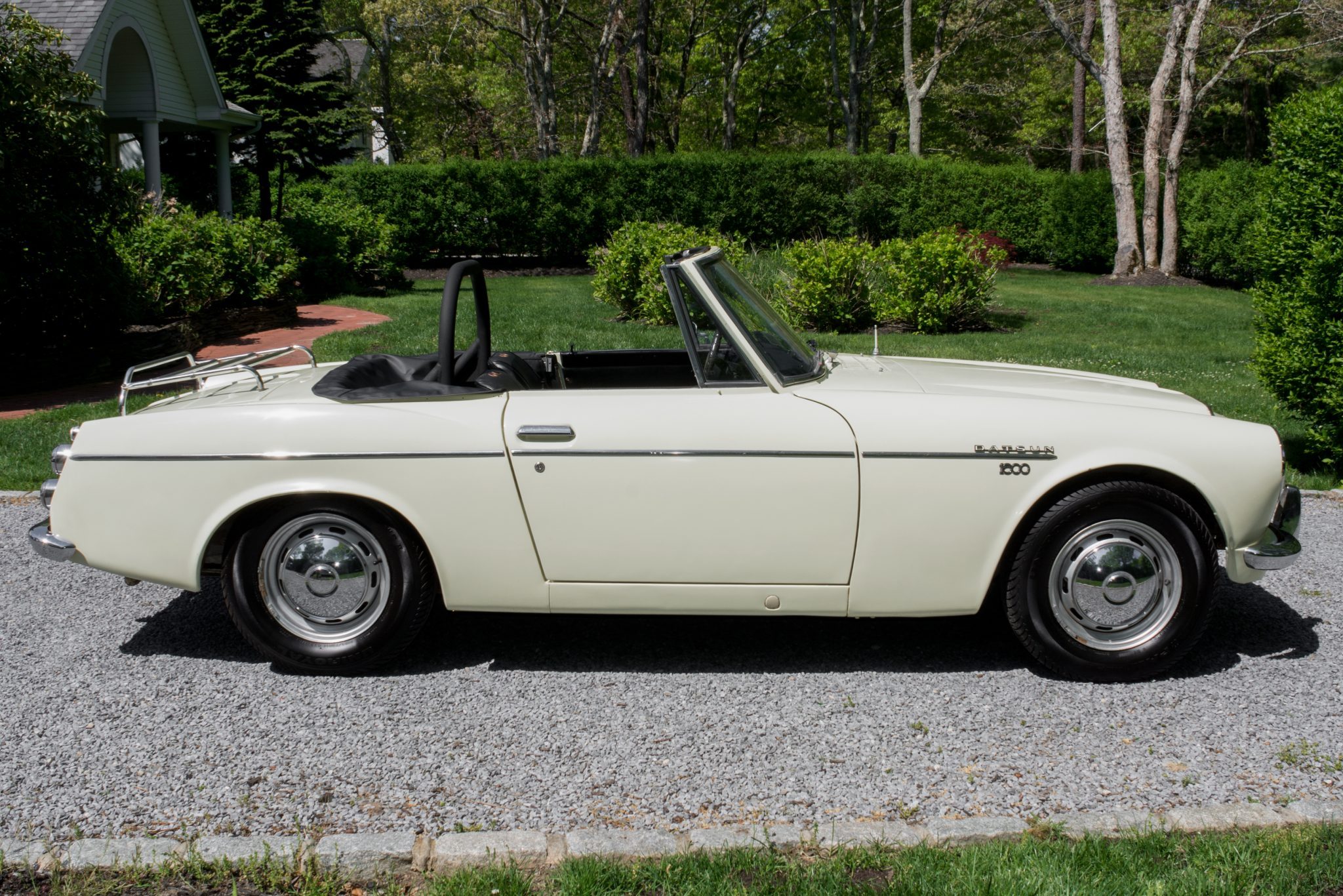 1968 Datsun 1600 Roadster – Sesame Cars