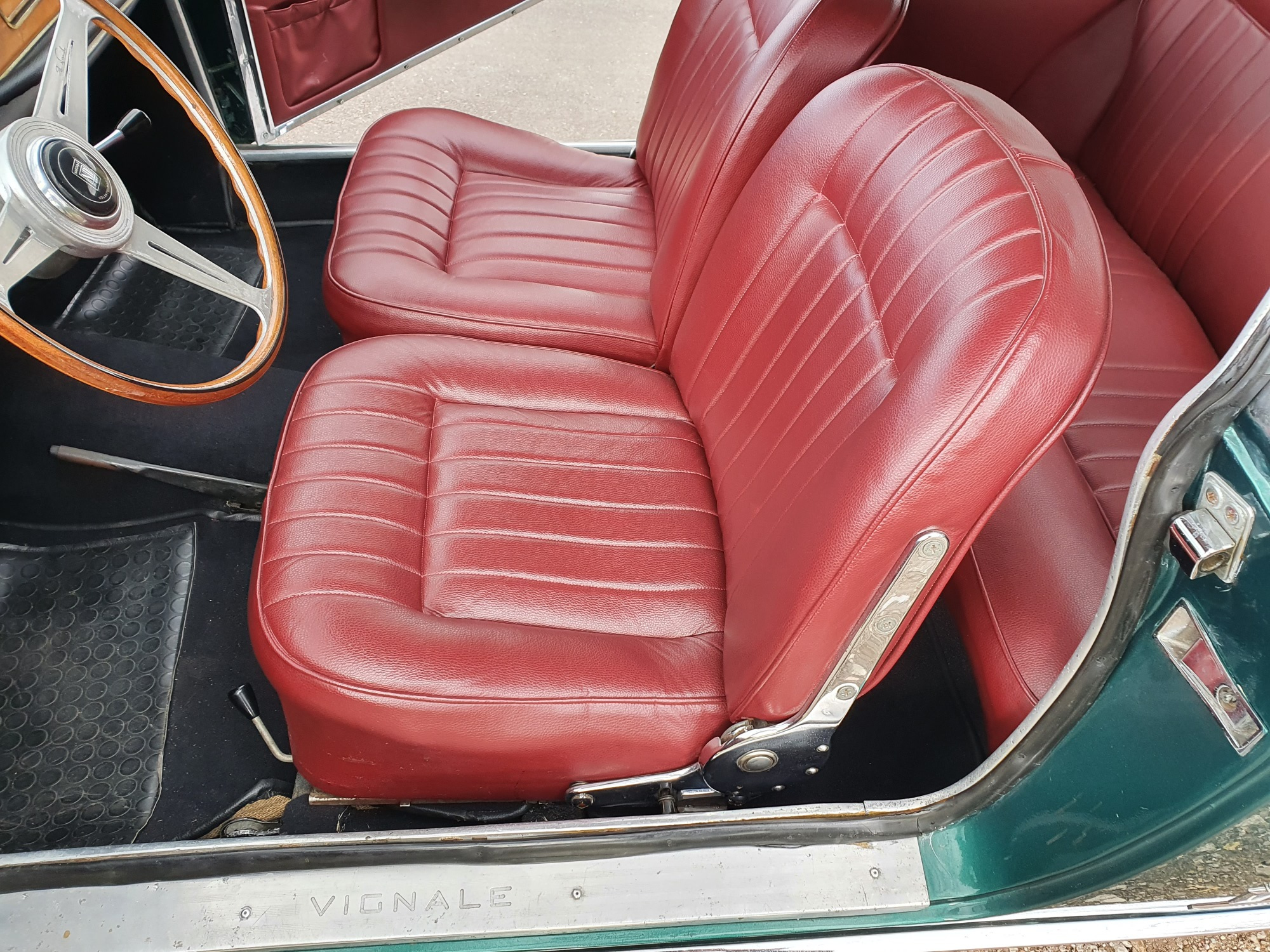 1965-fiat-1300s-coupe-by-vignale-sesame-cars