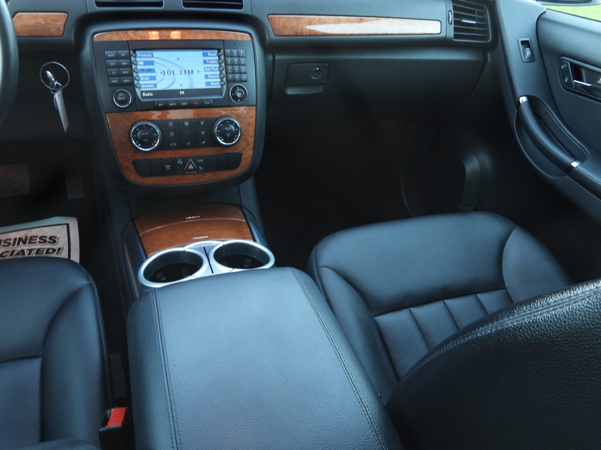 2007 Mercedes-Benz R320 CDI 4MATIC – Sesame Cars