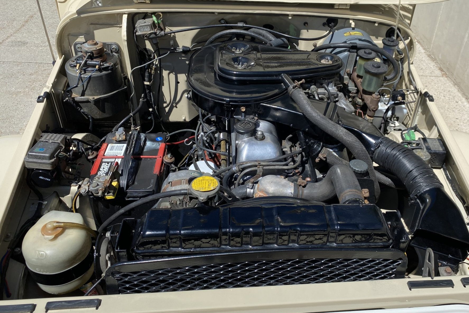 1976 Toyota Land Cruiser FJ40 – Sesame Cars