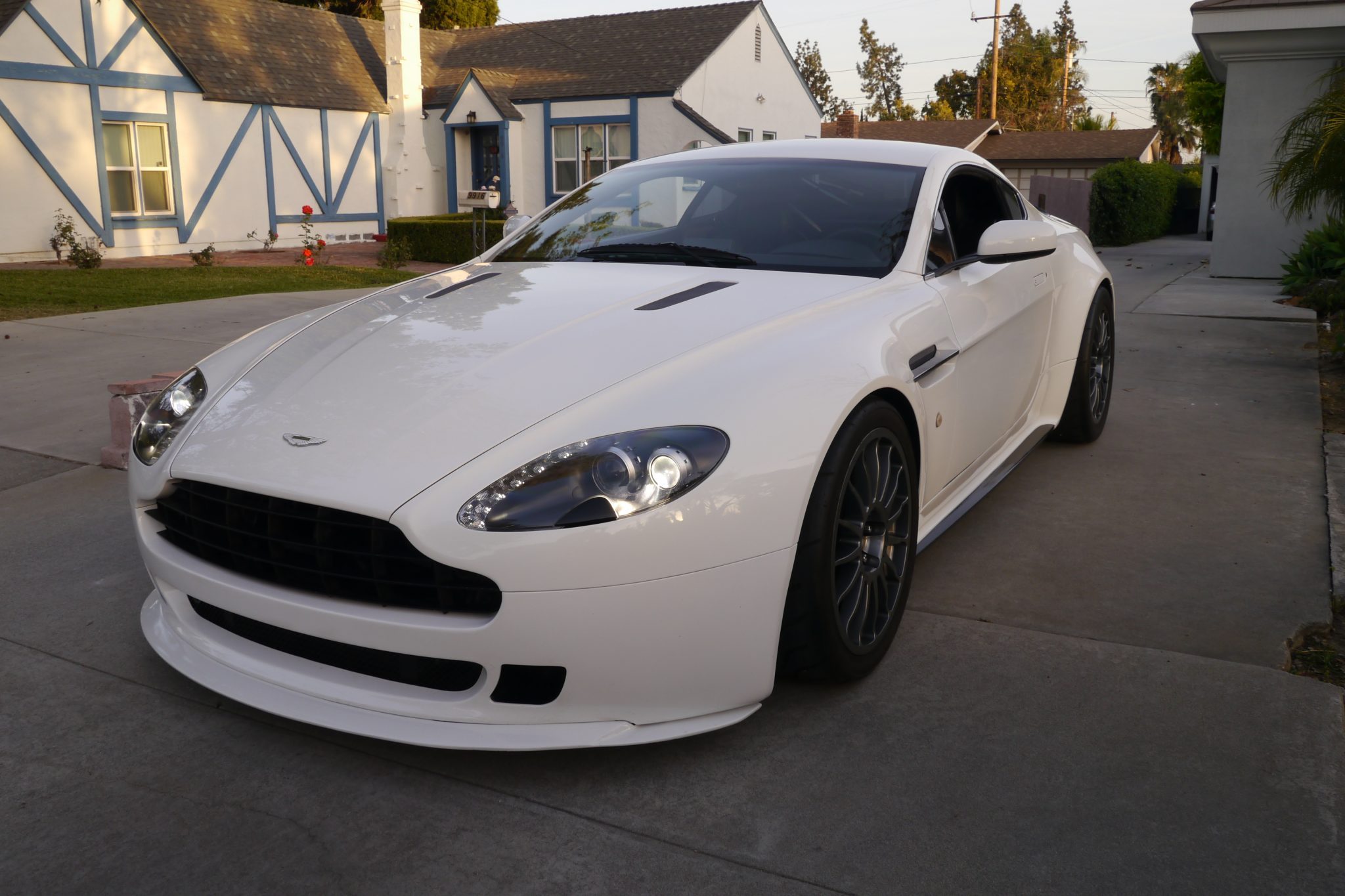 2008 Aston Martin V8 Vantage – Sesame Cars