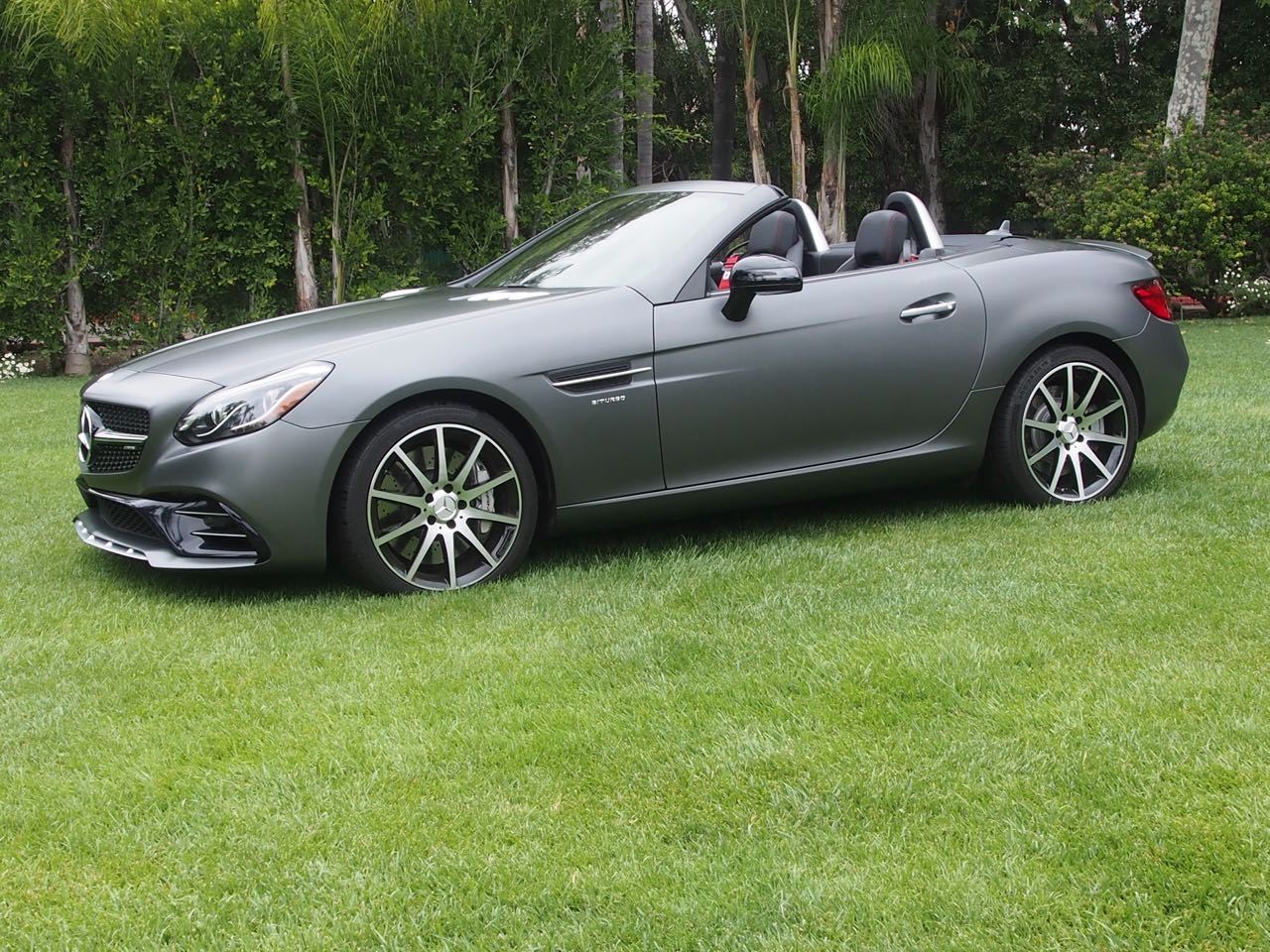 2017 Mercedes-AMG SLC43 For Charity – Sesame Cars