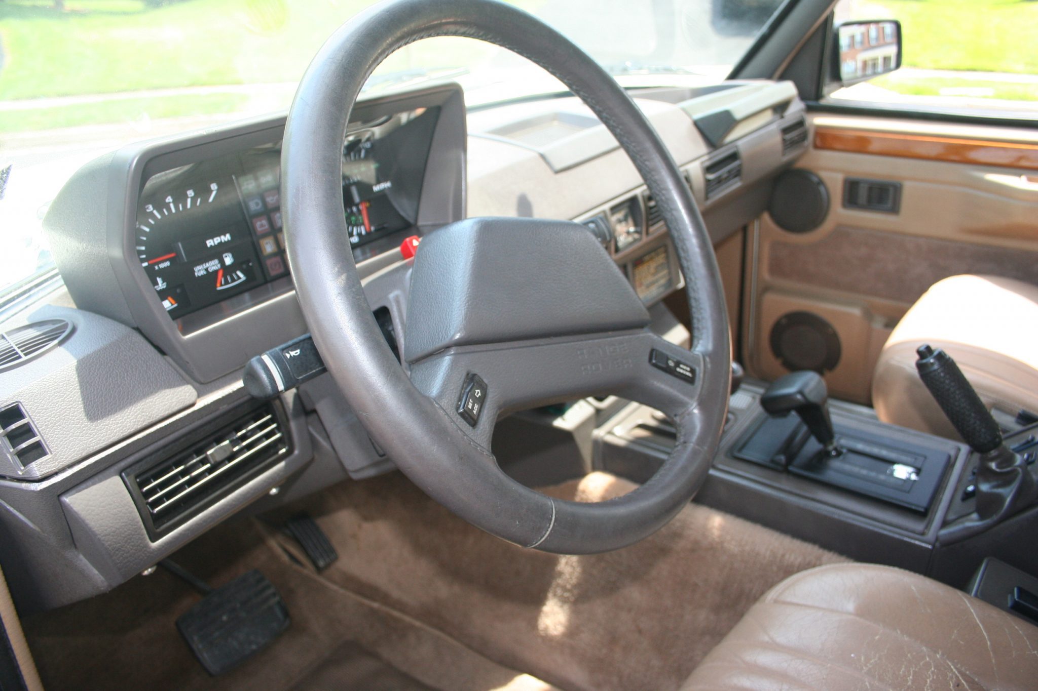 1989 Land Rover Range Rover – Sesame Cars