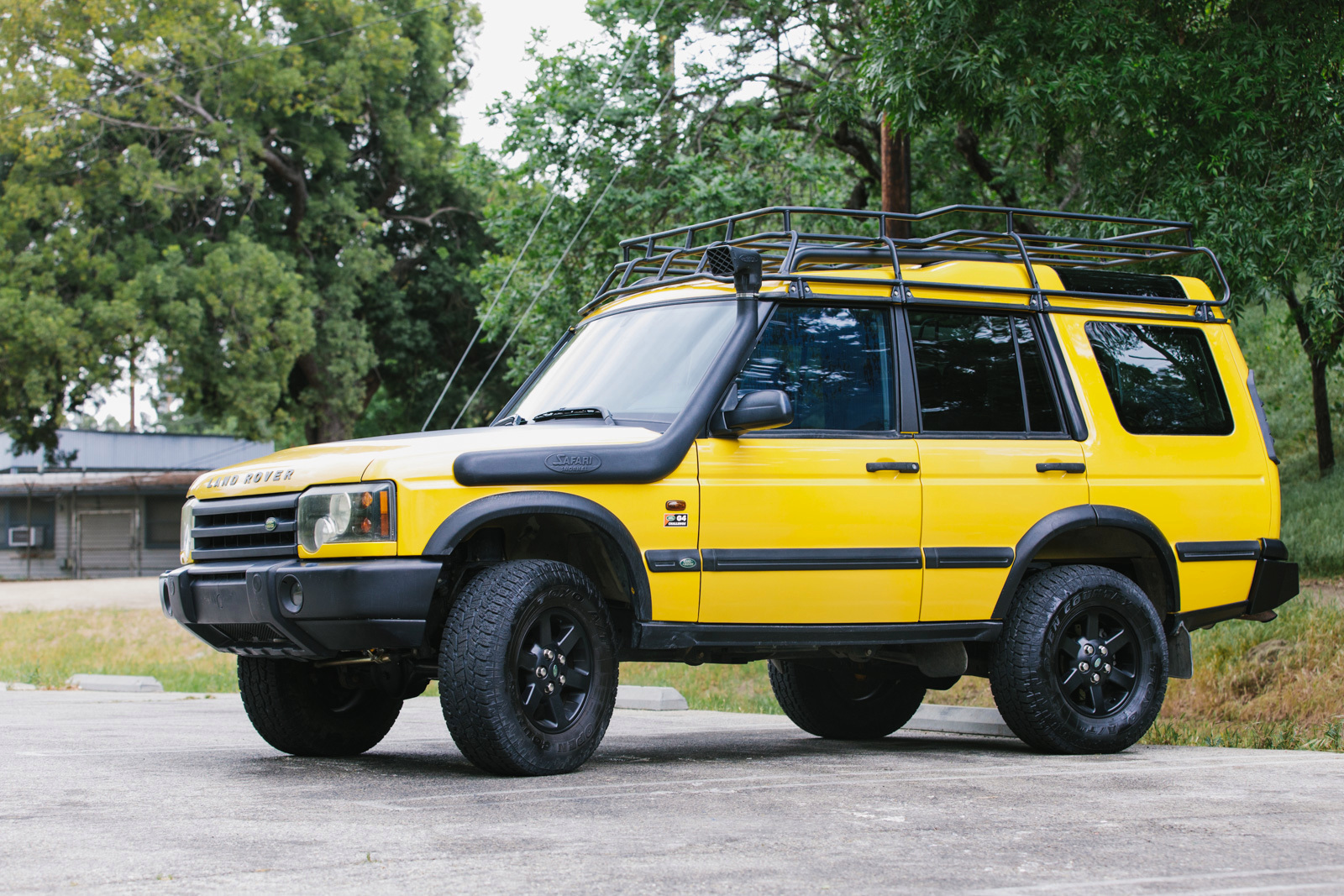 2004 Land Rover Discovery II S G4 Challenge – Sesame Cars