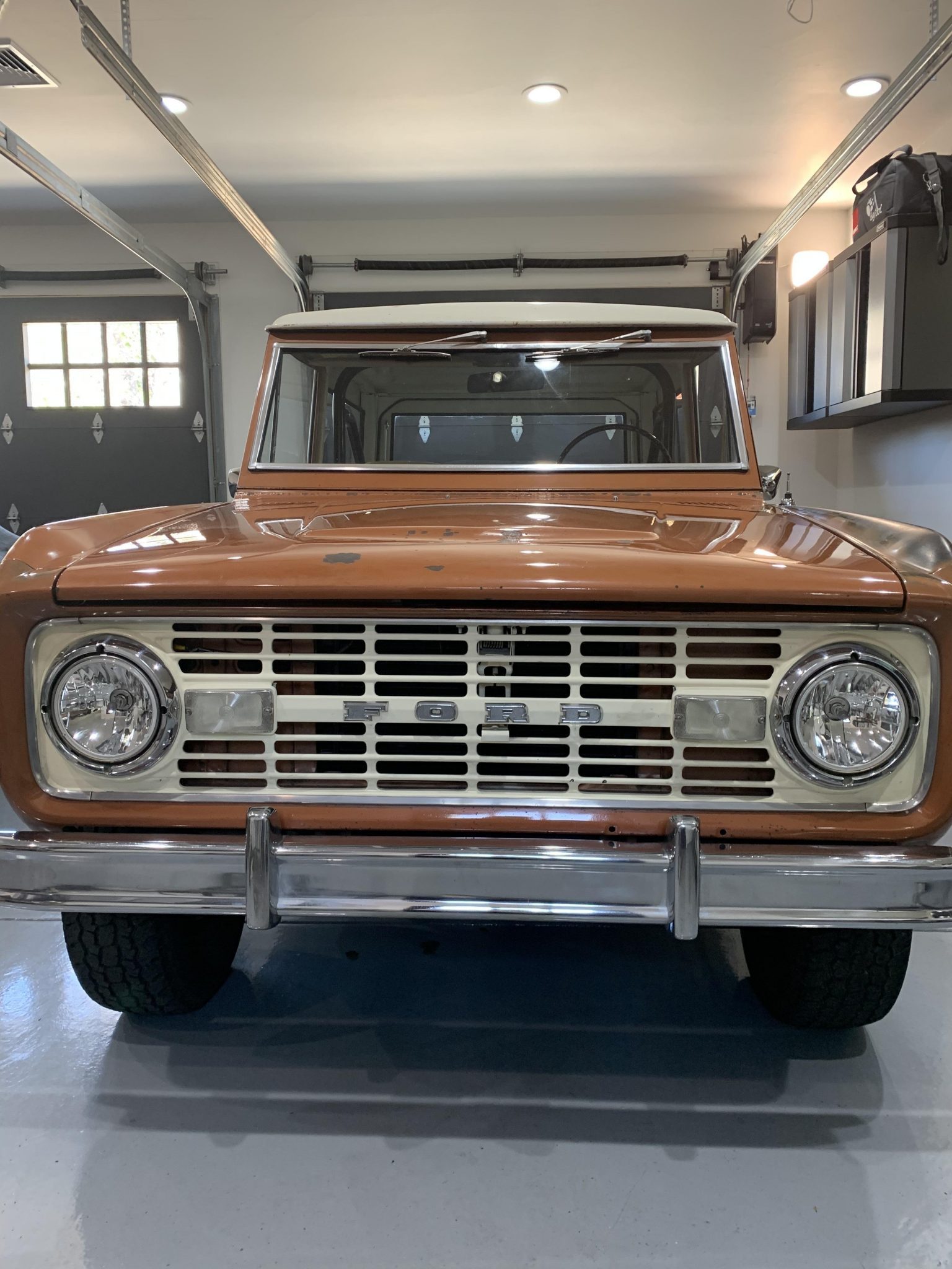 1972 Ford Bronco 3-Speed – Sesame Cars