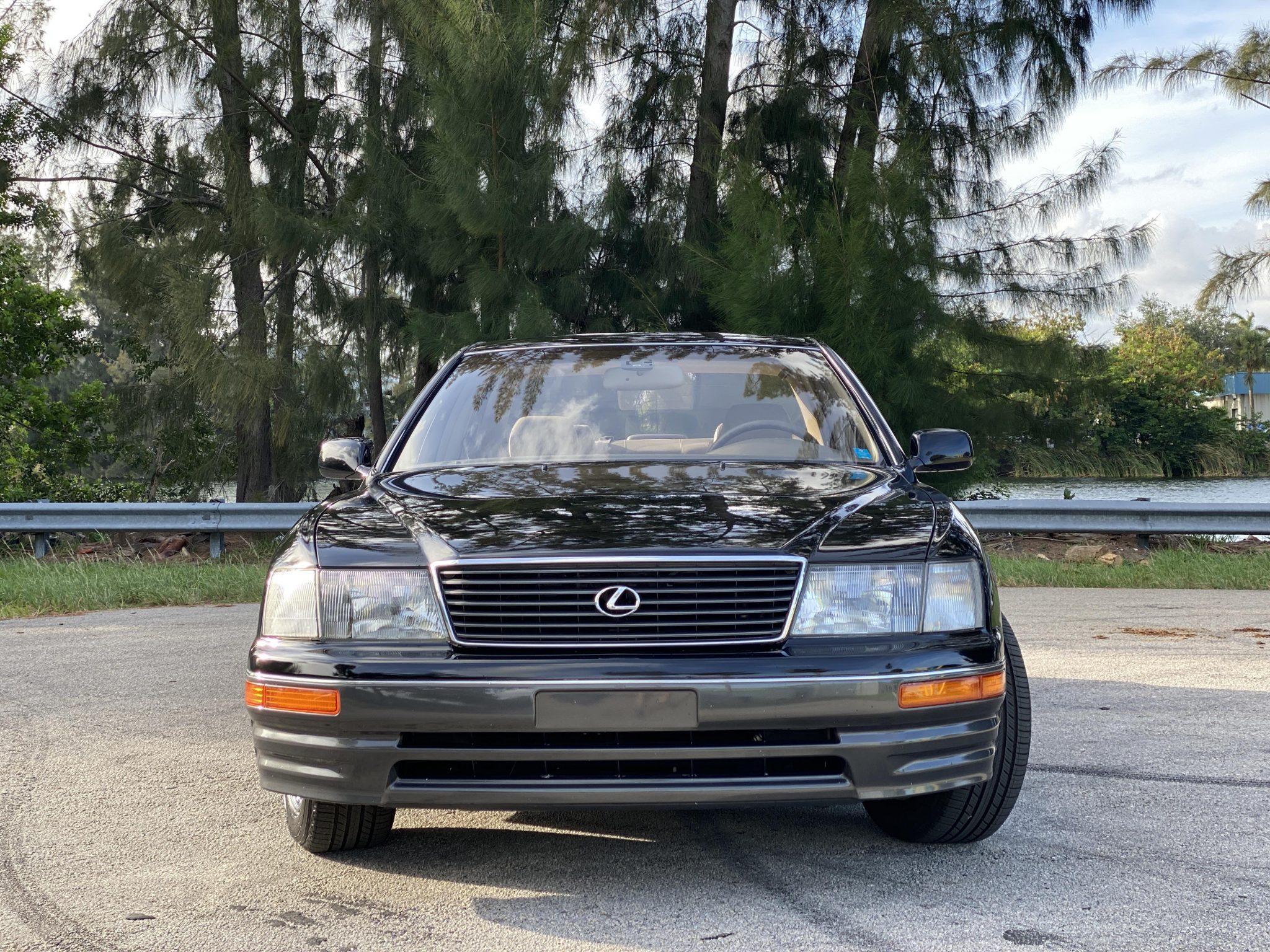 1997 Lexus LS400 – Sesame Cars