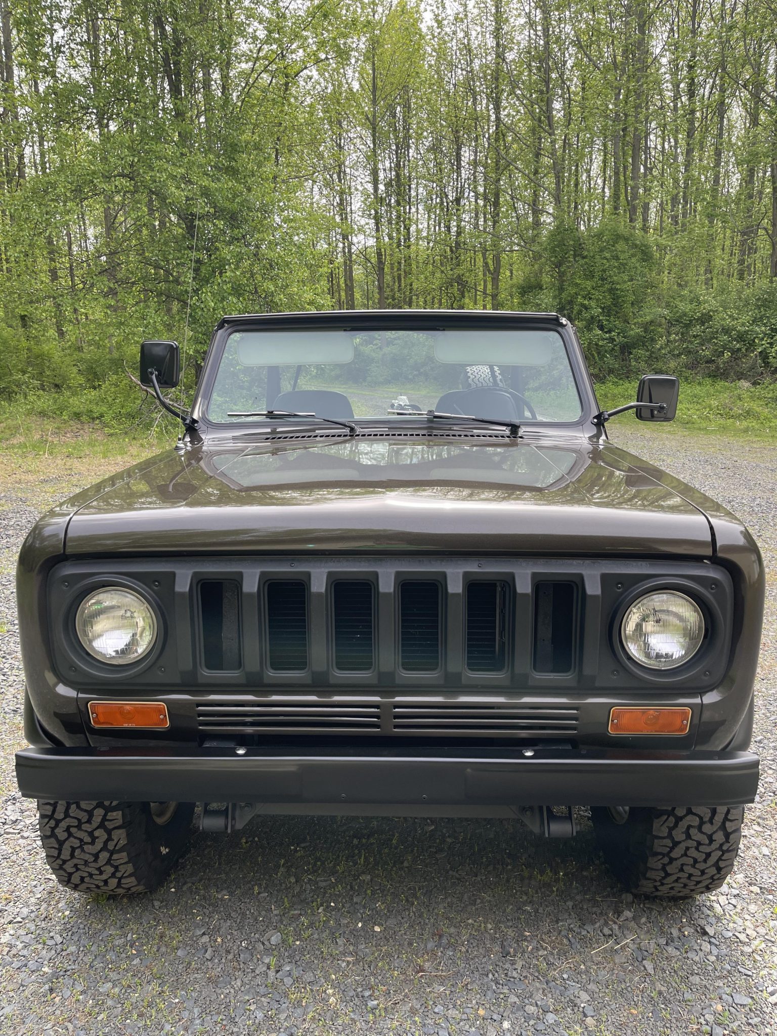 1977 International Harvester Super Scout II 4×4 4-Speed – Sesame Cars