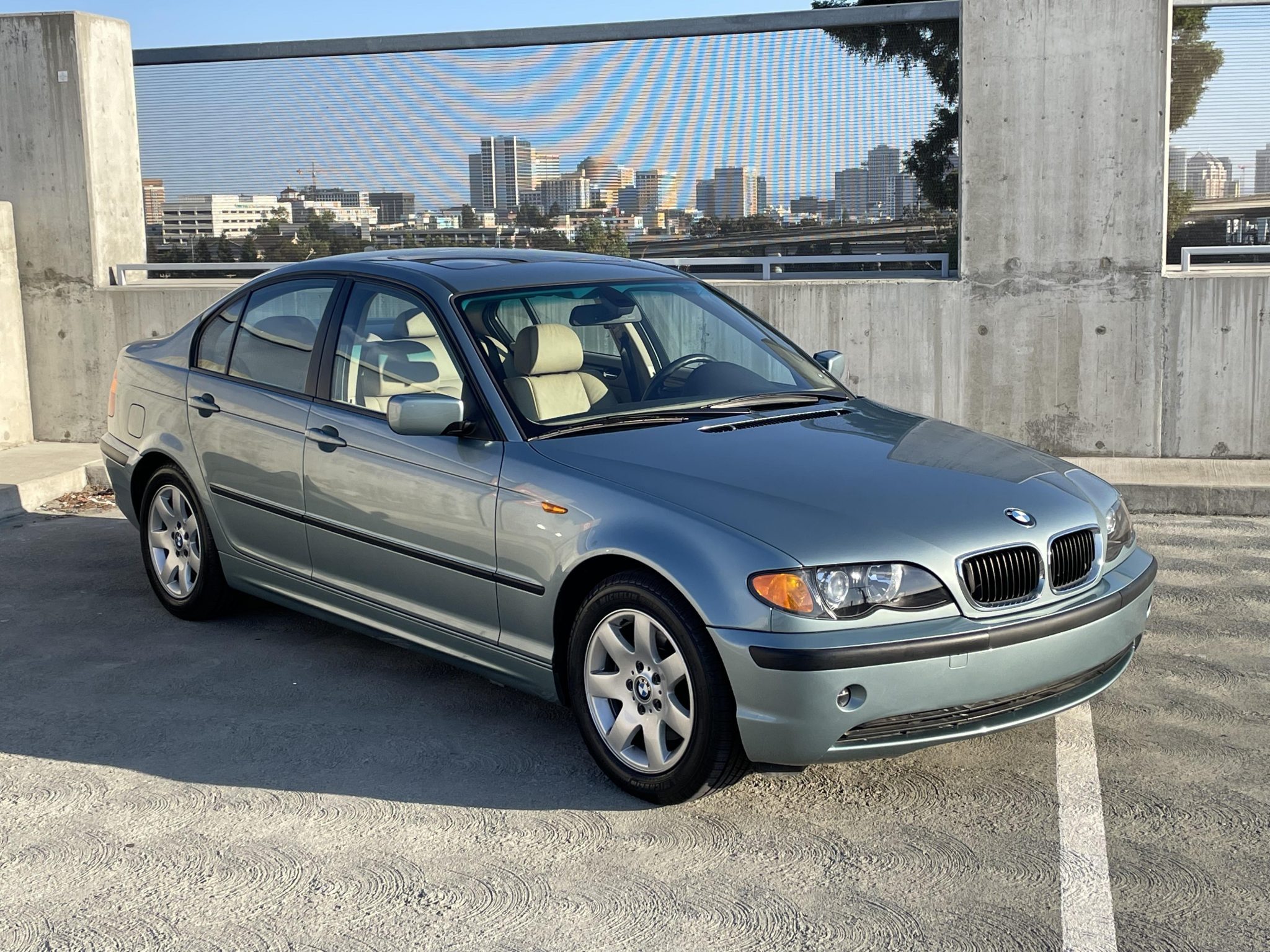 2003 BMW 325i – Sesame Cars