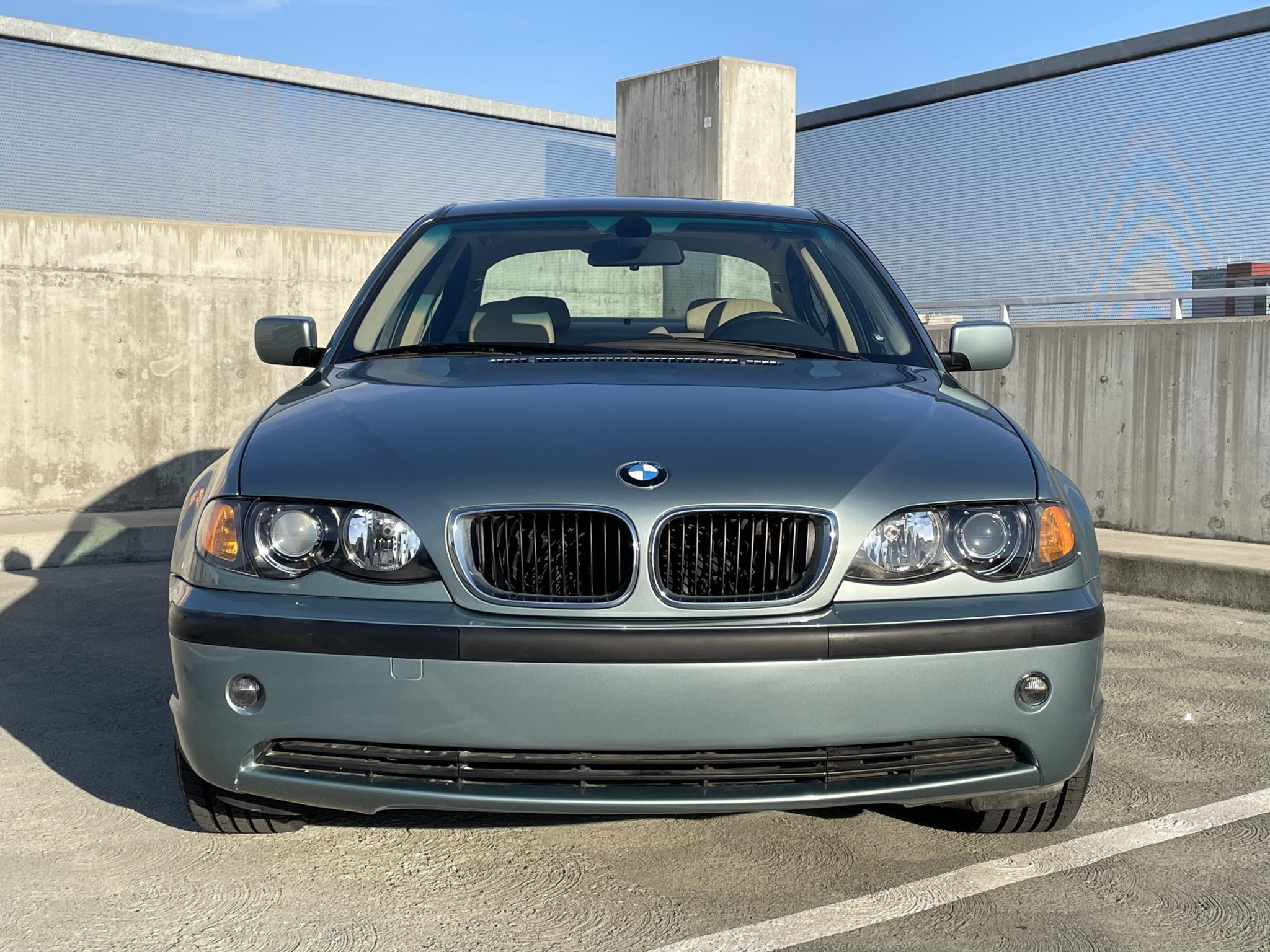 2003 BMW 325i – Sesame Cars