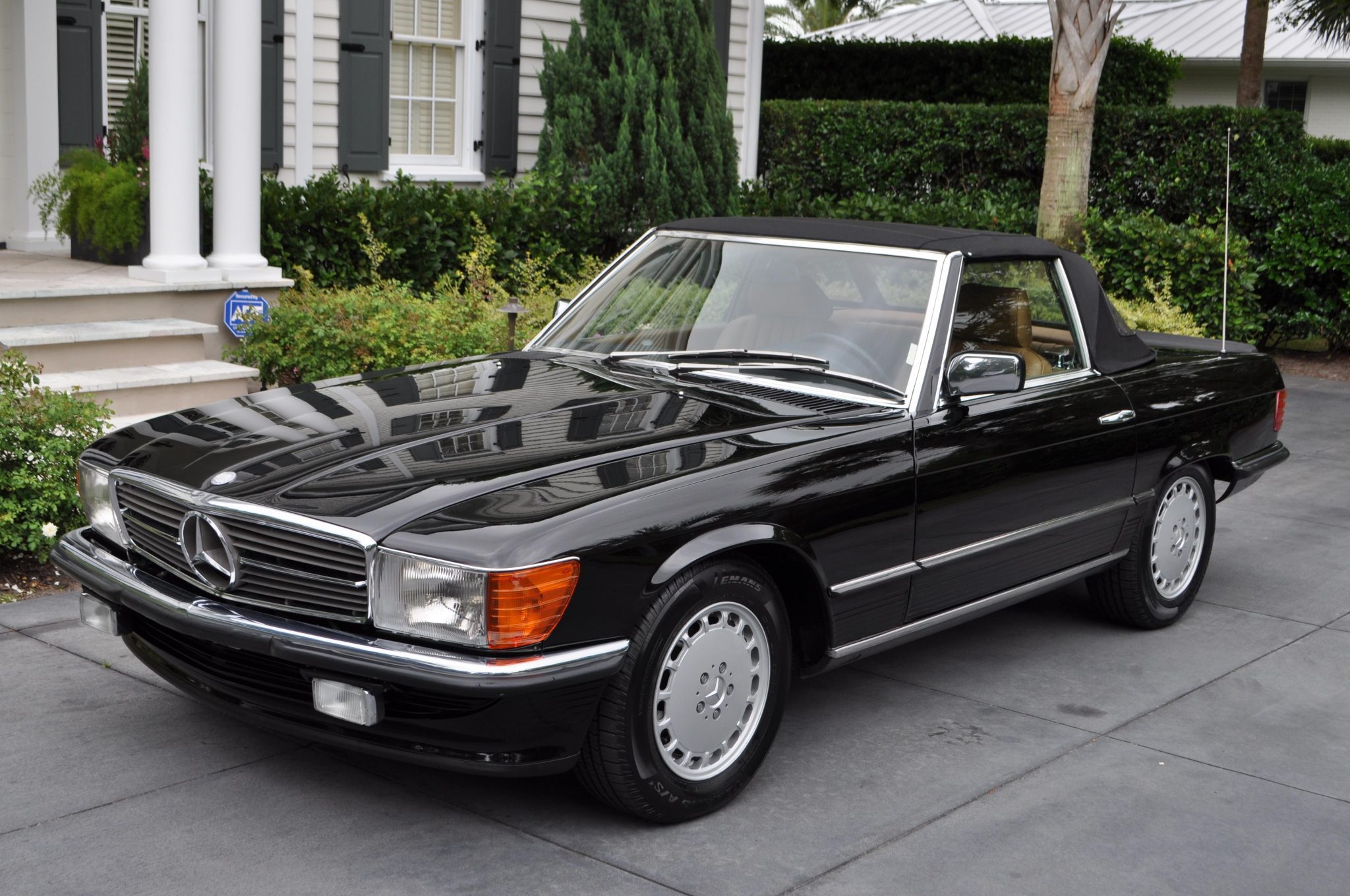 1985 Mercedes-Benz 500SL – Sesame Cars
