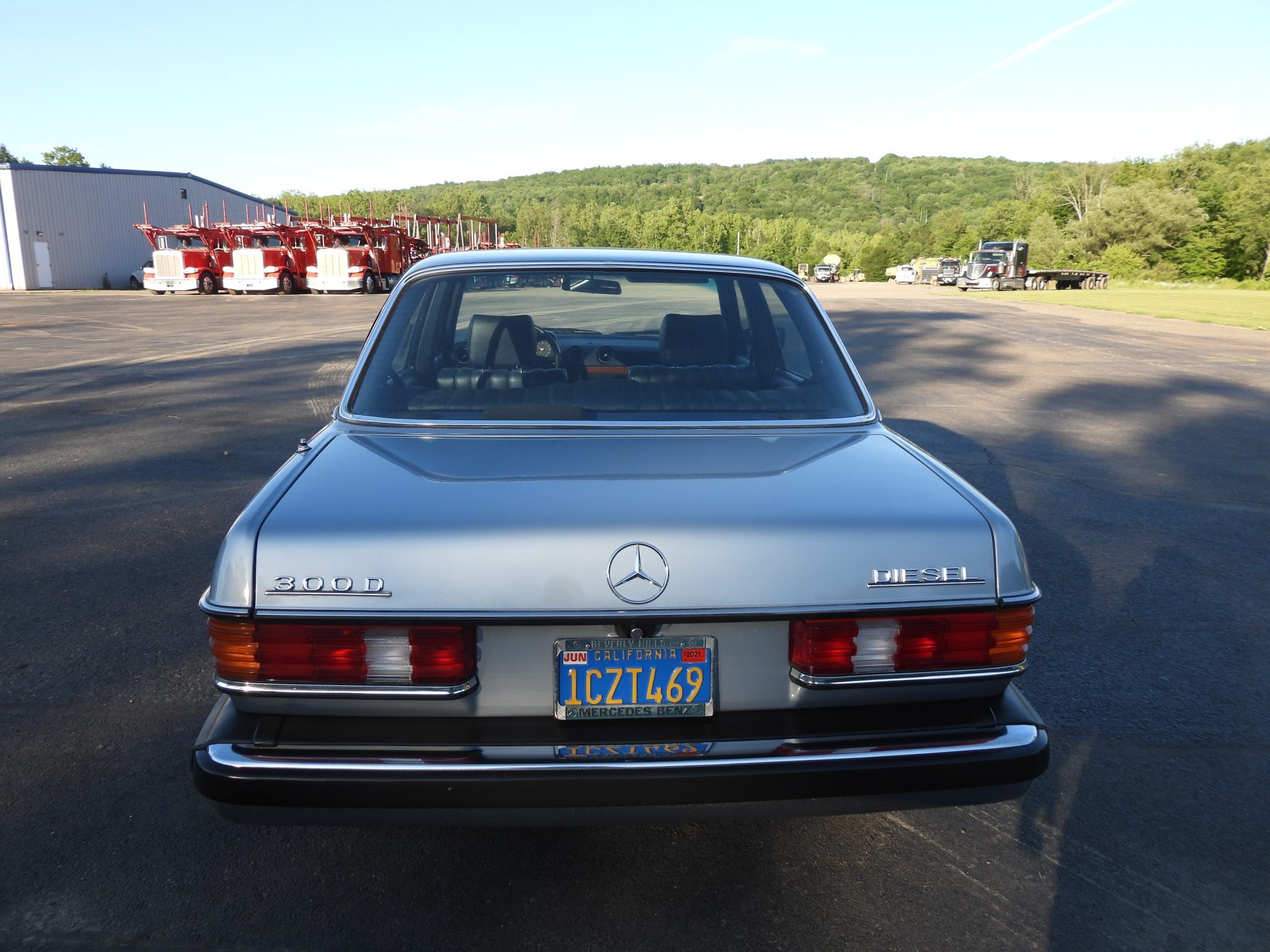 1981 Mercedes-Benz 300D – Sesame Cars