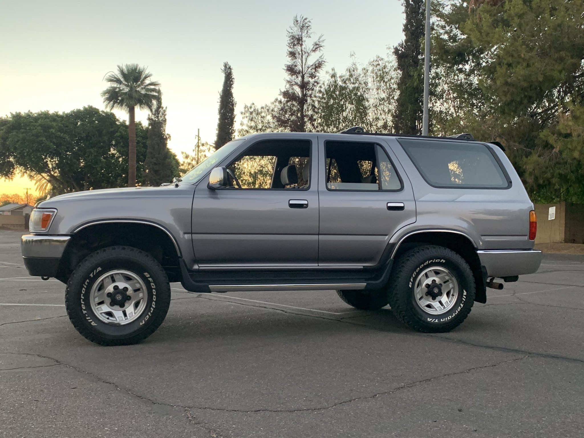 1994 Toyota 4Runner SR5 V6 4×4 5-Speed – Sesame Cars