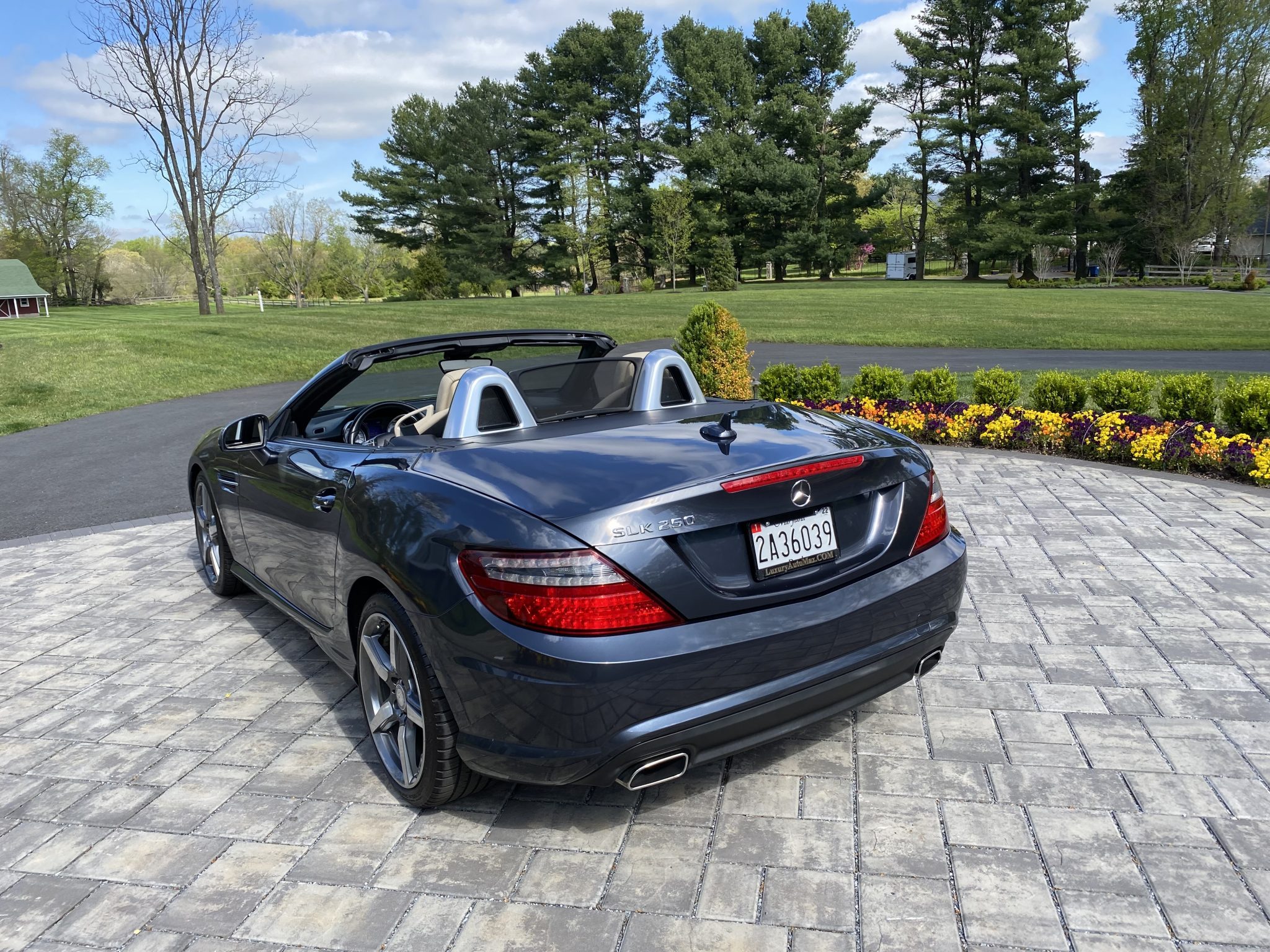 2015 Mercedes-Benz SLK250 6-Speed – Sesame Cars