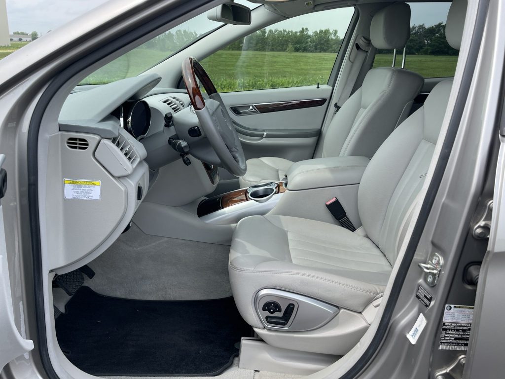 2006 Mercedes-Benz R500 4MATIC – Sesame Cars