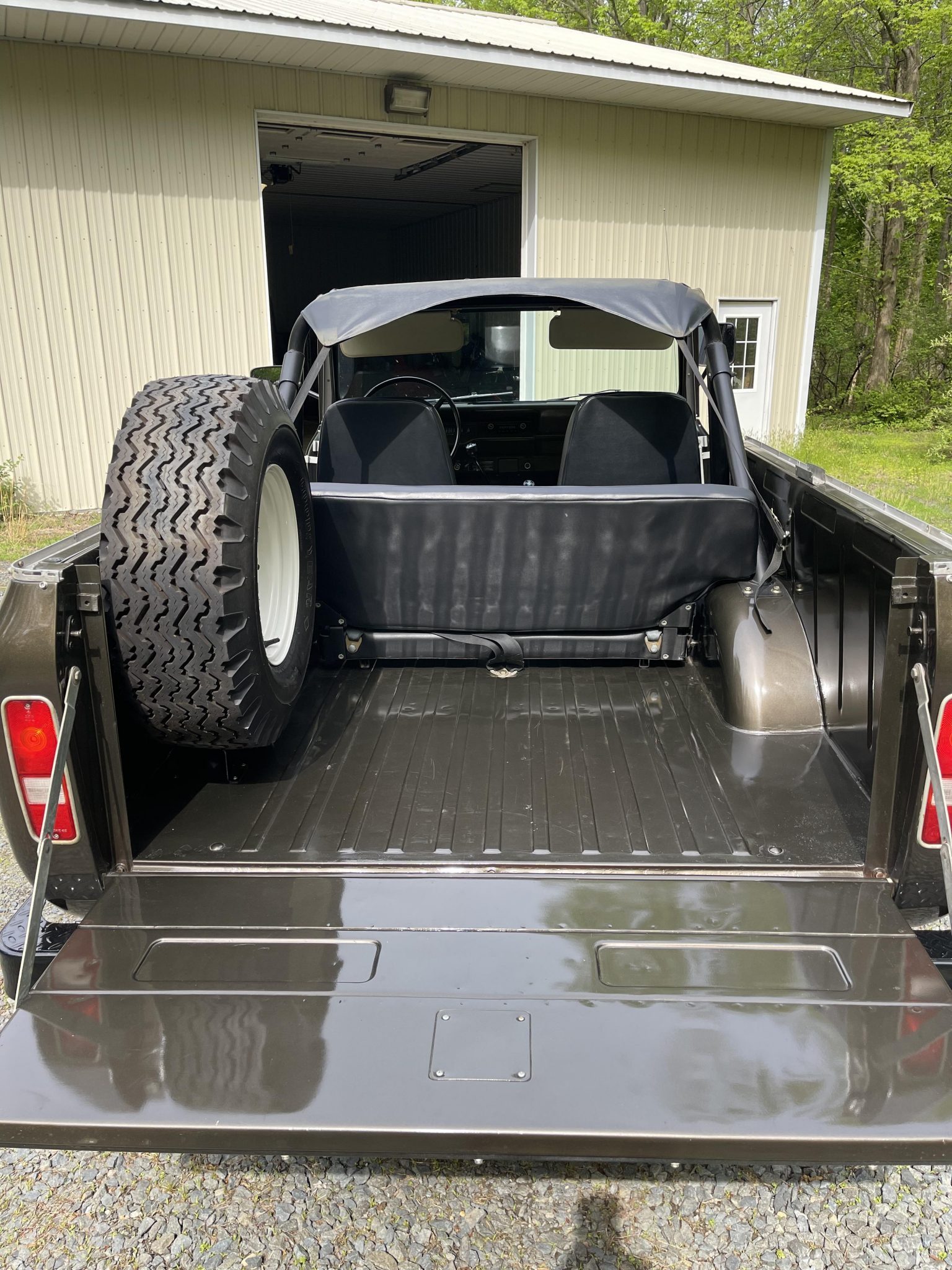 1977 International Harvester Super Scout II 4×4 4-Speed – Sesame Cars