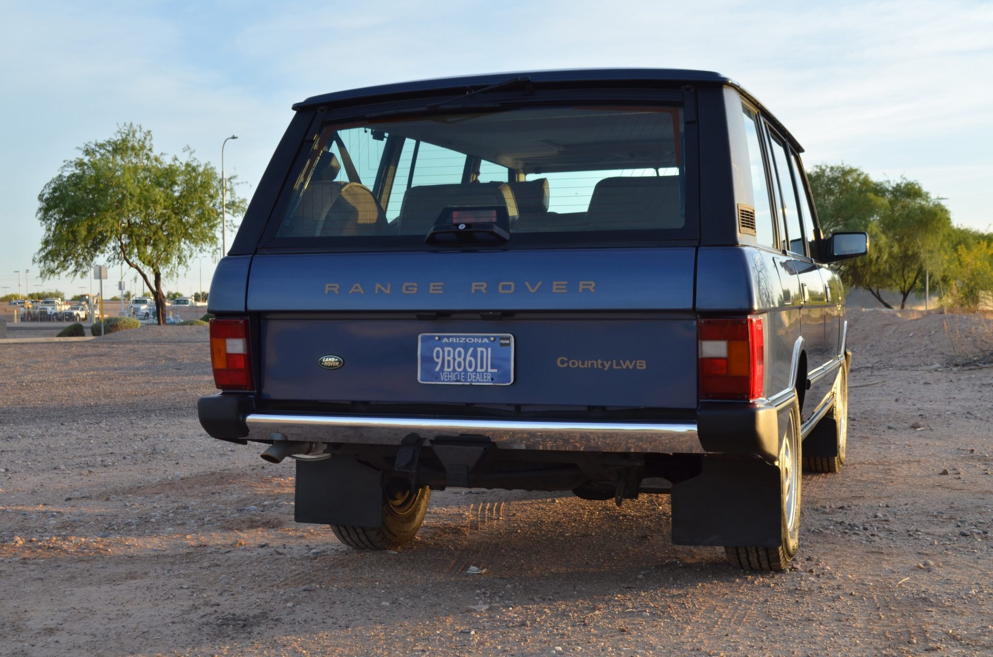 1995 Land Rover Range Rover Classic County LWB – Sesame Cars
