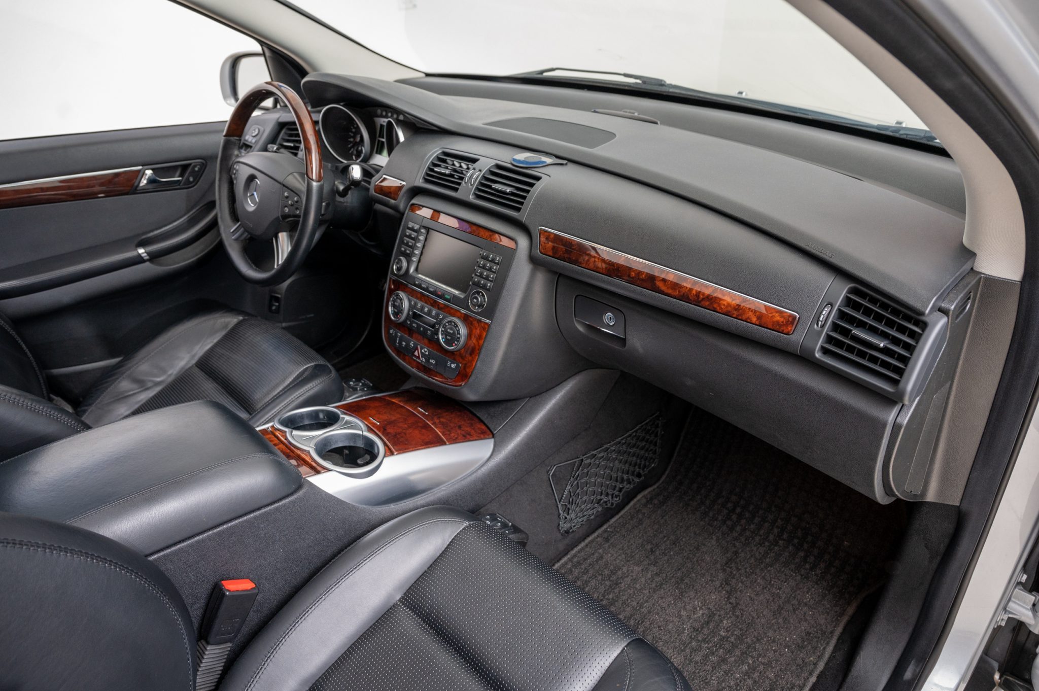 2007 Mercedes-Benz R63 AMG – Sesame Cars