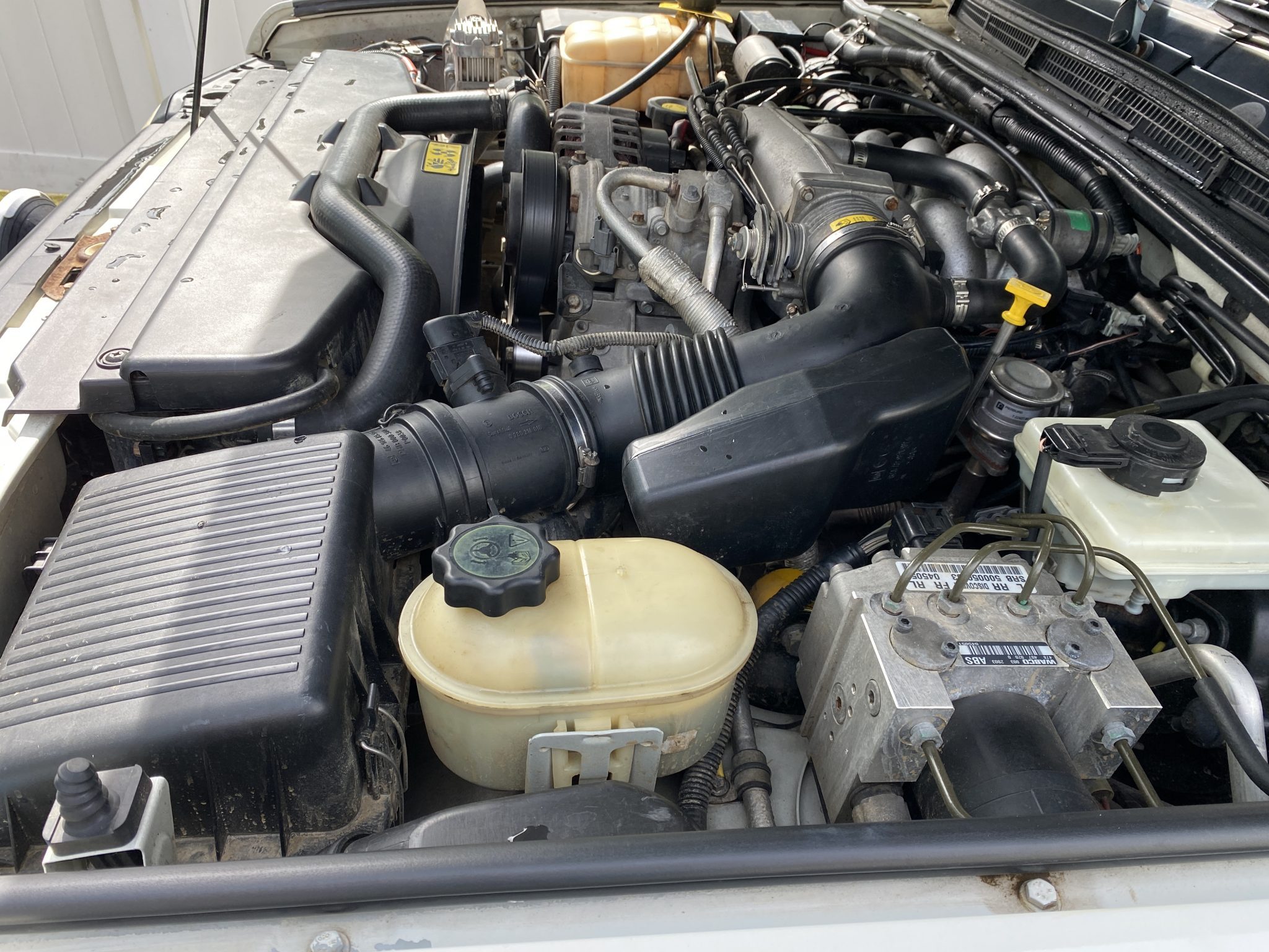 2004 Land Rover Discovery II SE7 – Sesame Cars