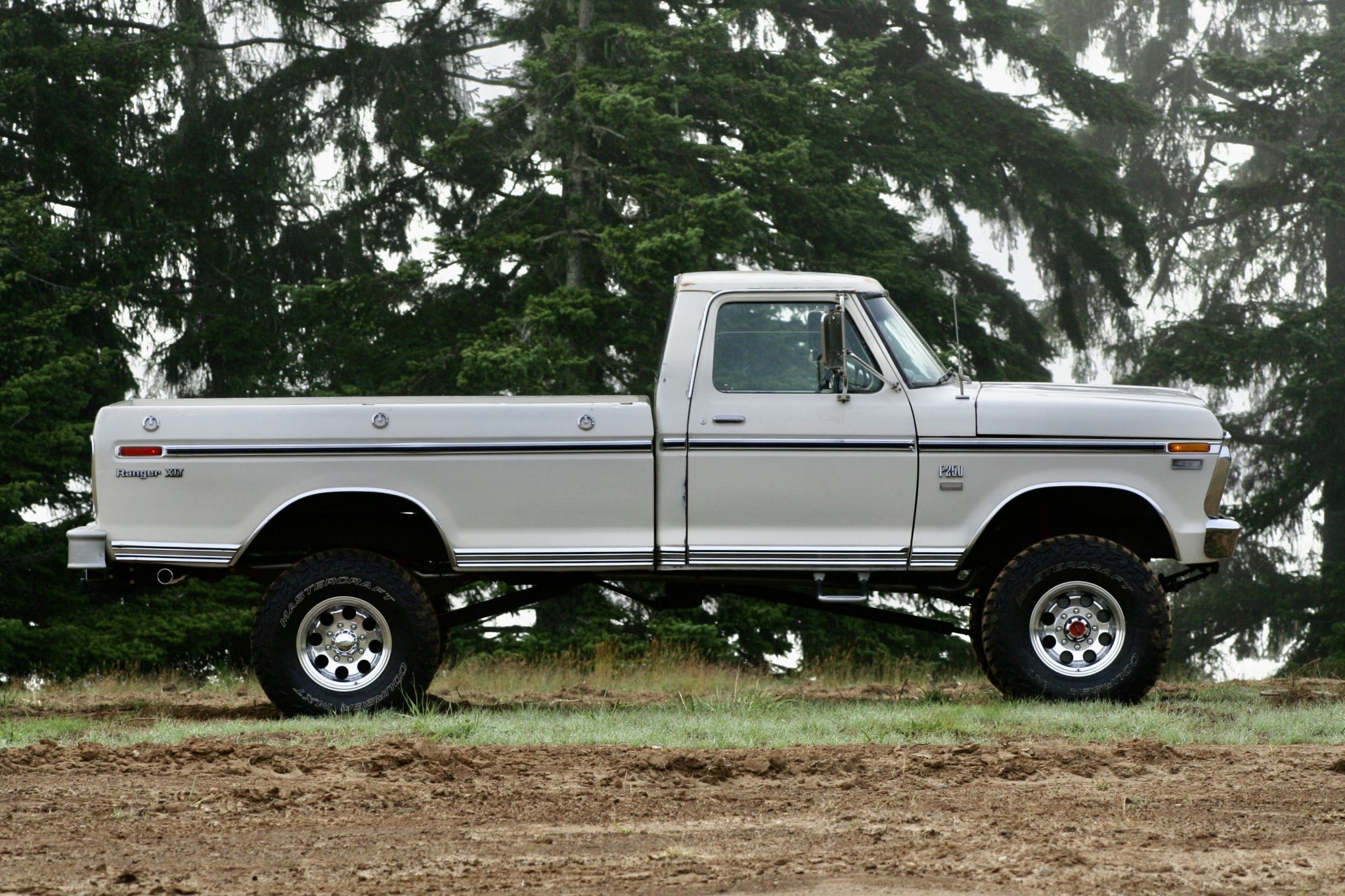 1975 Ford F-250 Ranger XLT 4WD – Sesame Cars