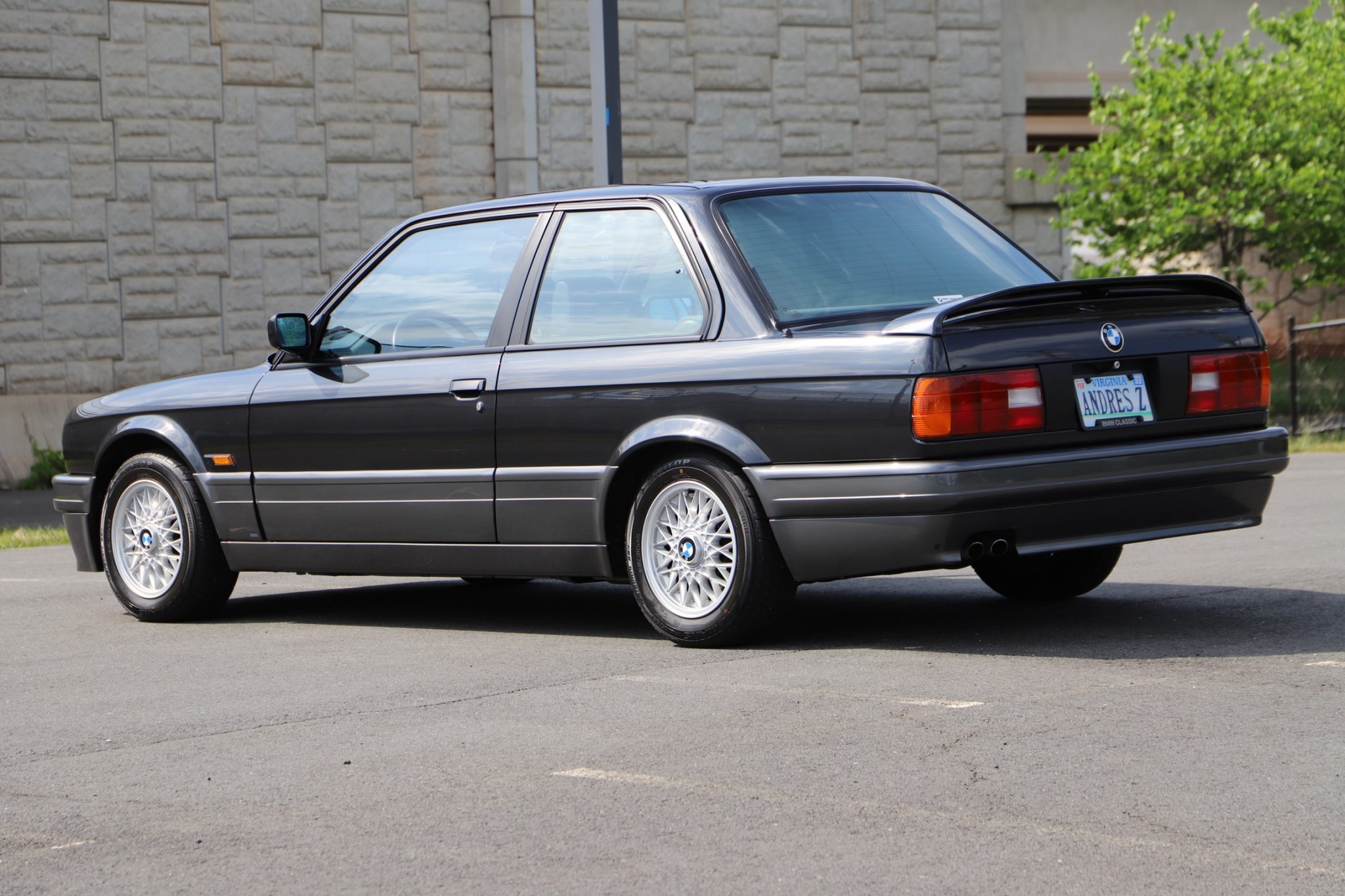 1991 BMW 320i M-Technic II – Sesame Cars