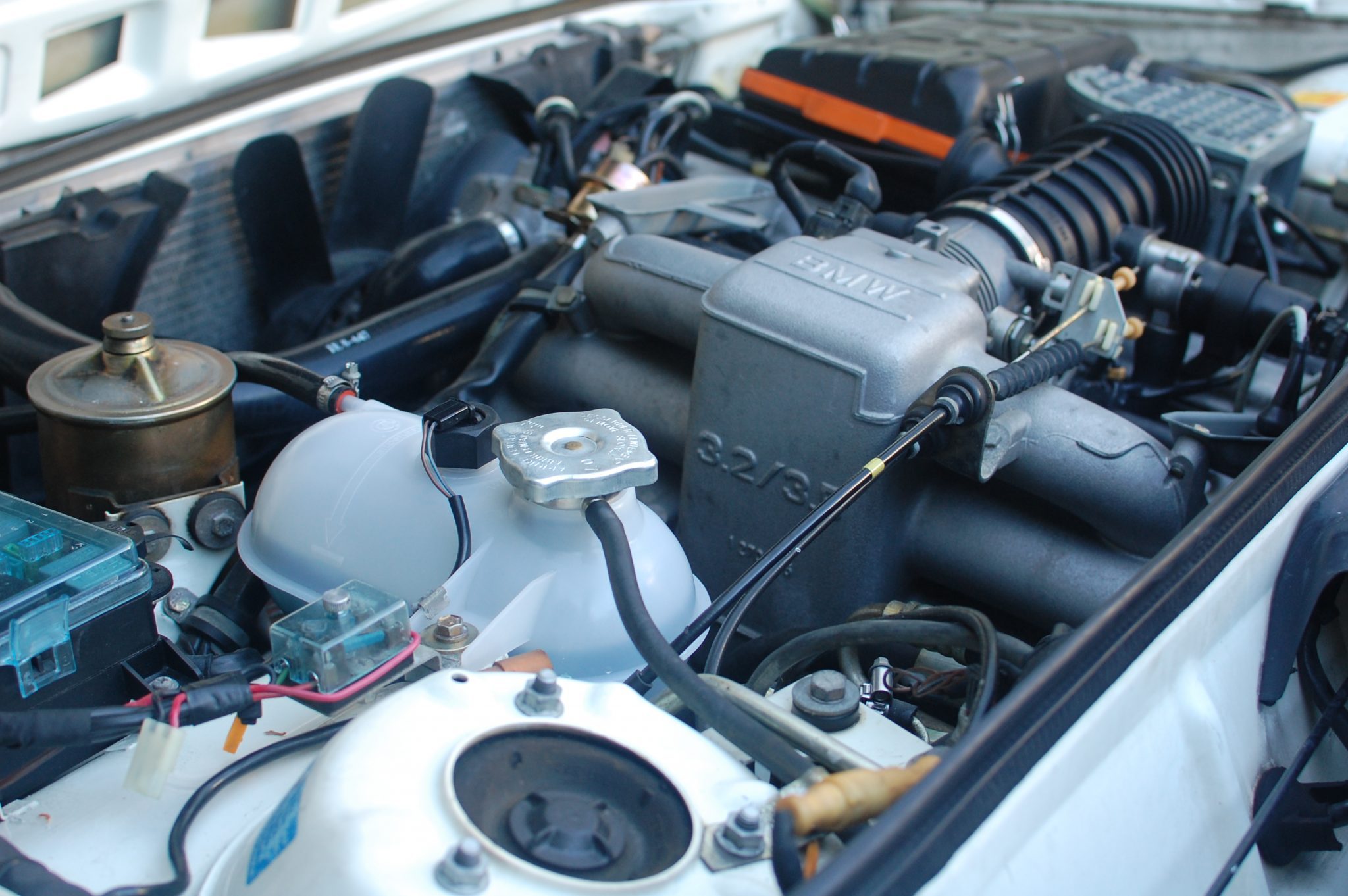 1986 BMW 635CSi 5-Speed – Sesame Cars