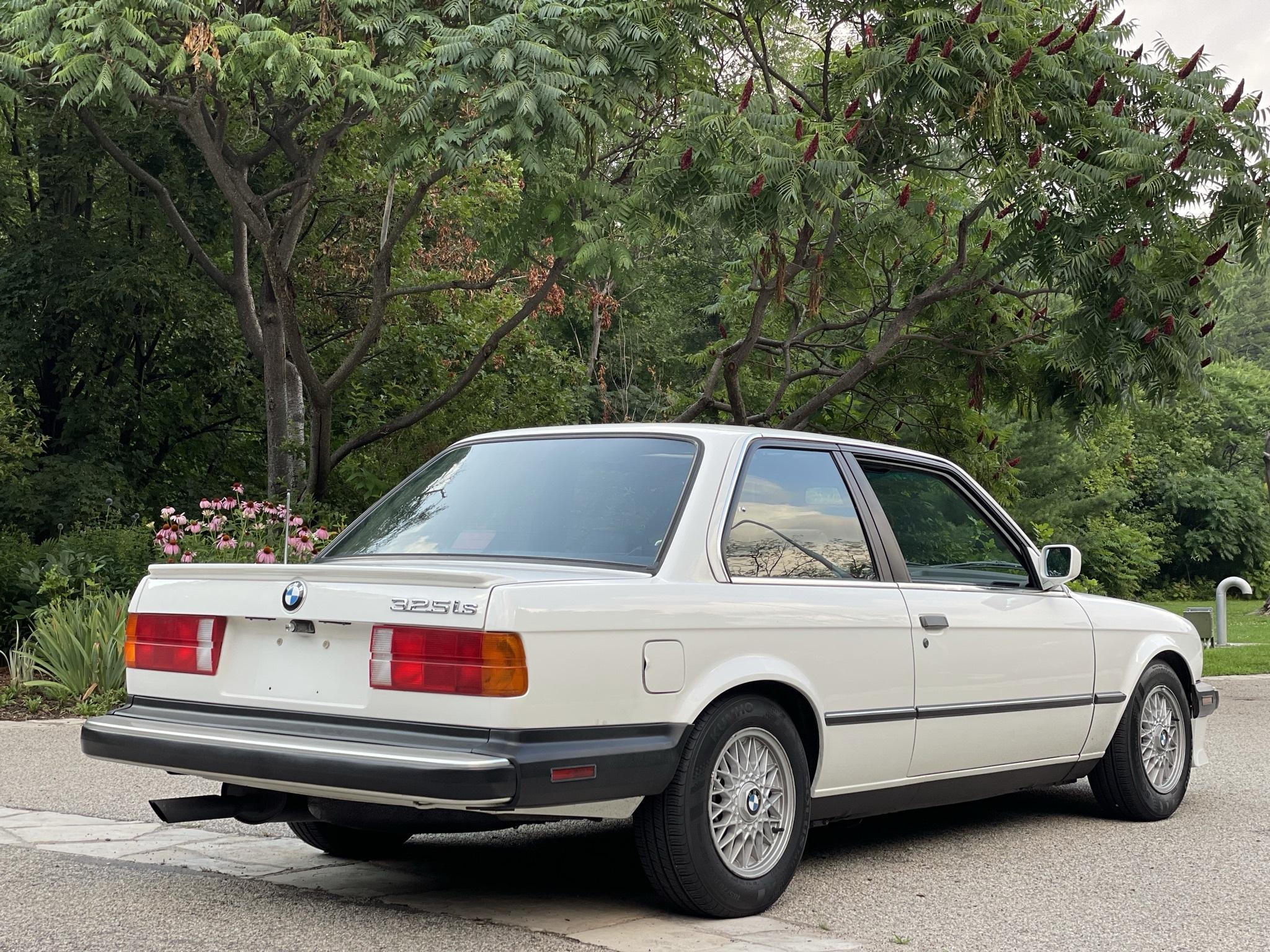 1987 BMW 325is 5-Speed – Sesame Cars