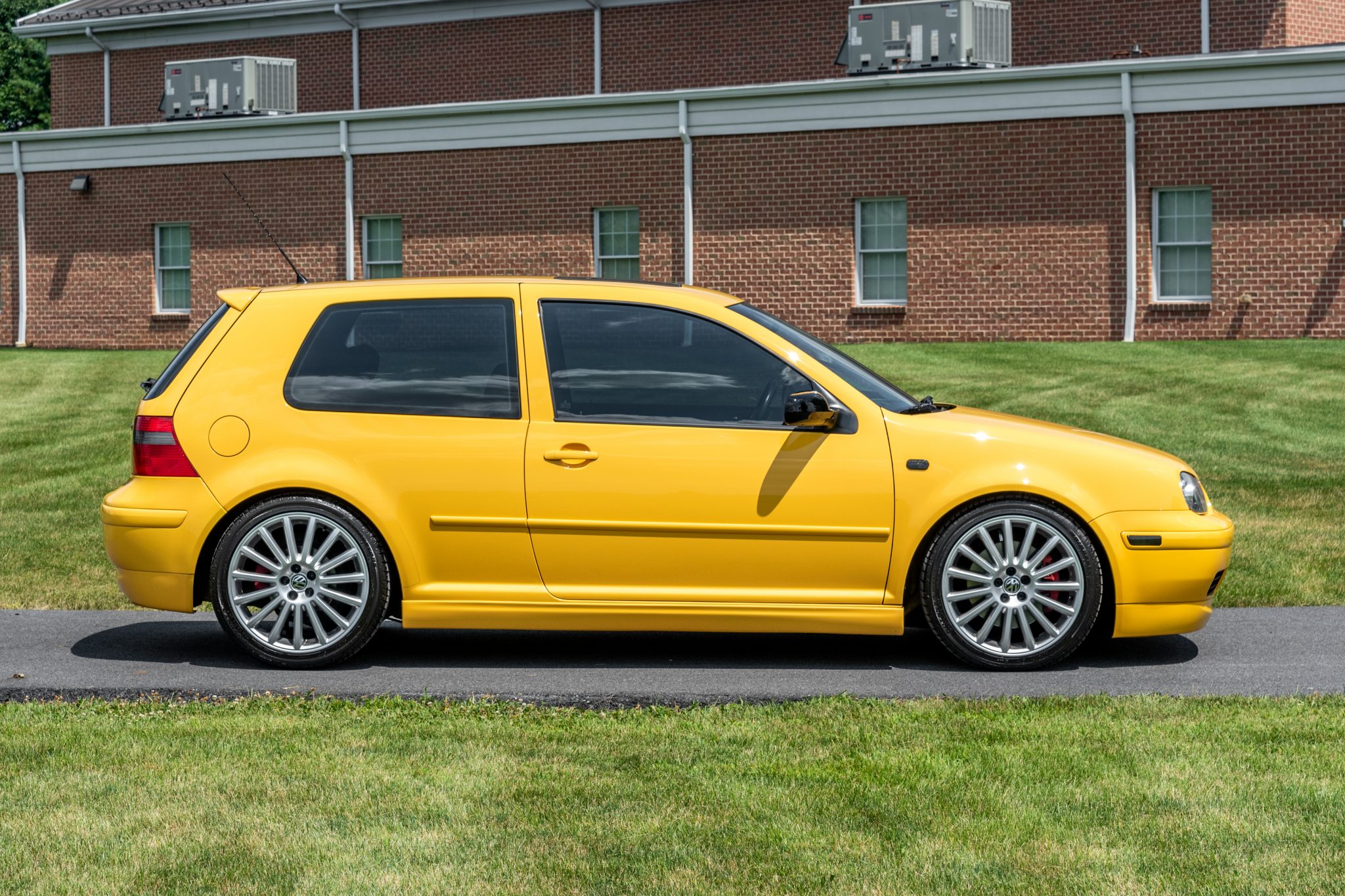 2003 Volkswagen Golf GTI 20th Anniversary Edition – Sesame Cars