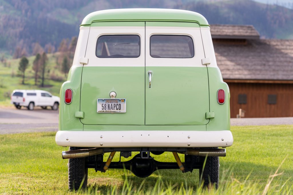 1958 Chevrolet Suburban Carryall NAPCO 4×4 – Sesame Cars