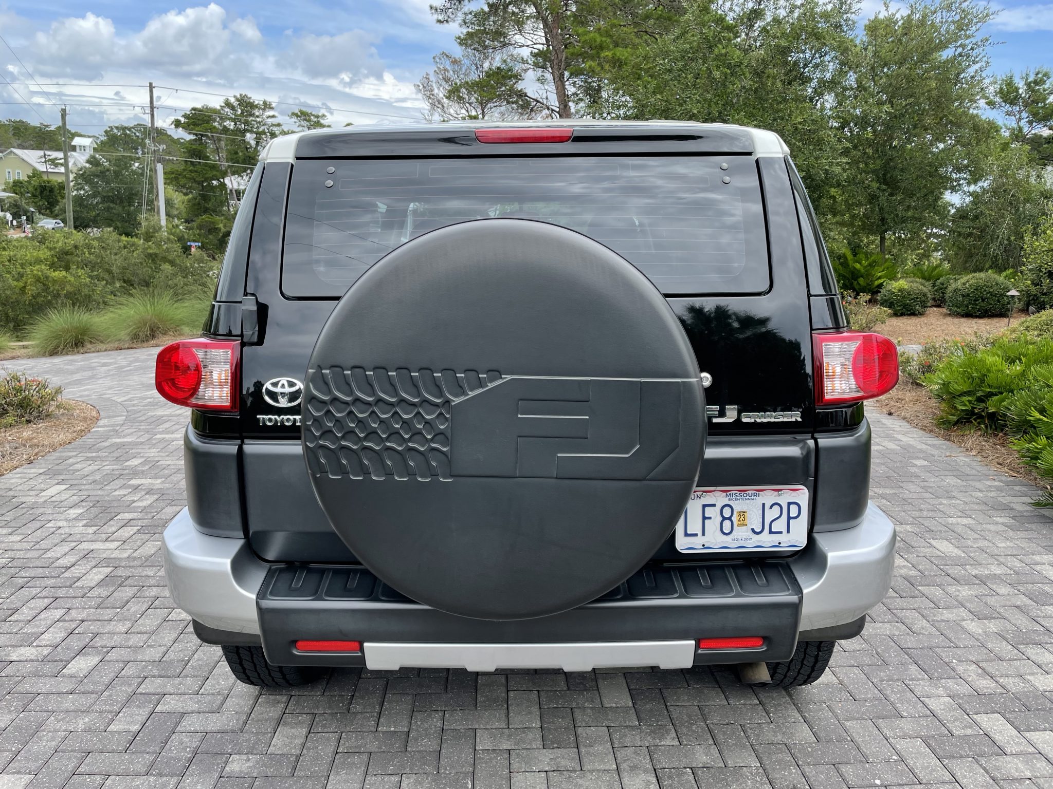 2009 Toyota FJ Cruiser 6-Speed – Sesame Cars