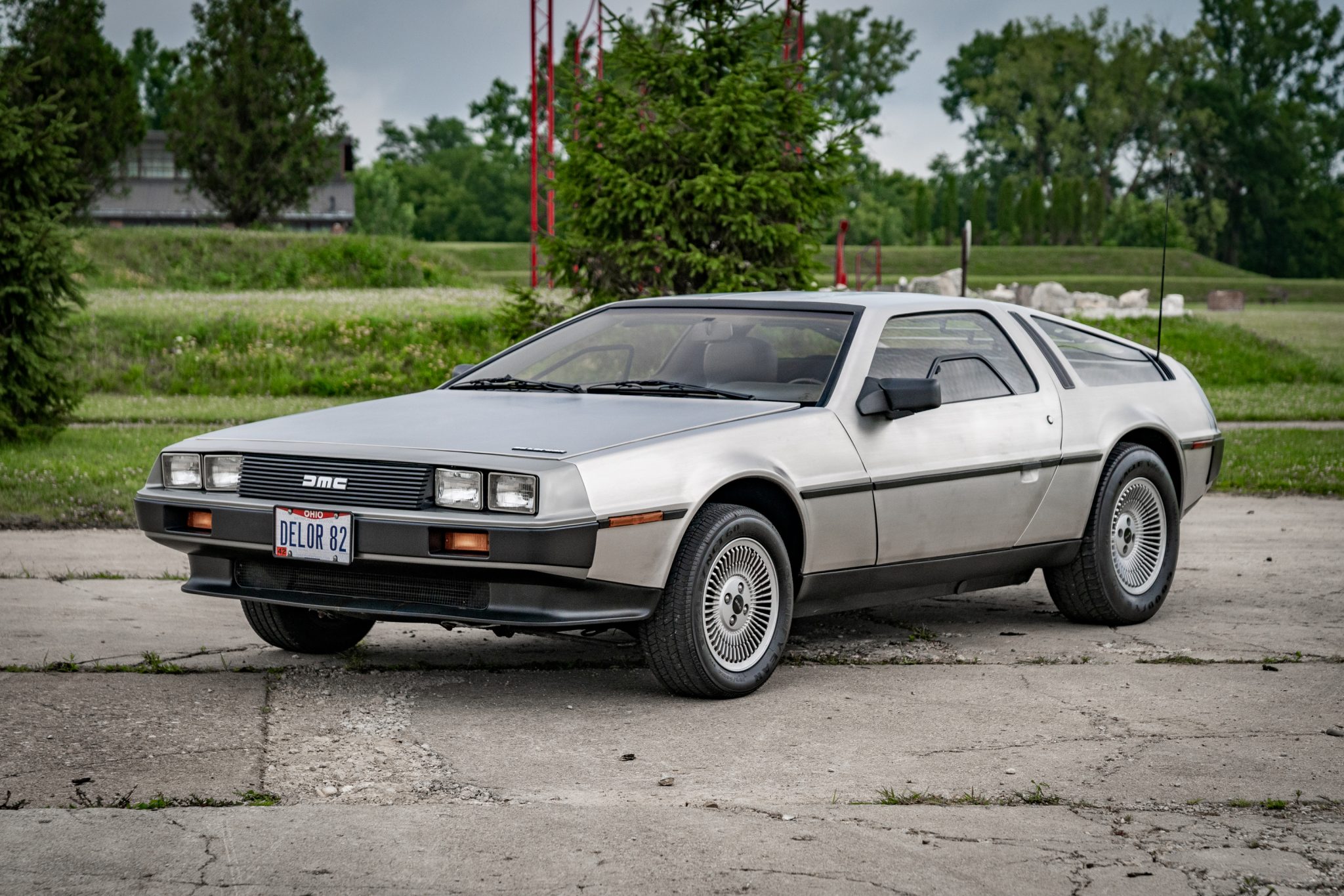 1982 DeLorean DMC-12 5-Speed – Sesame Cars