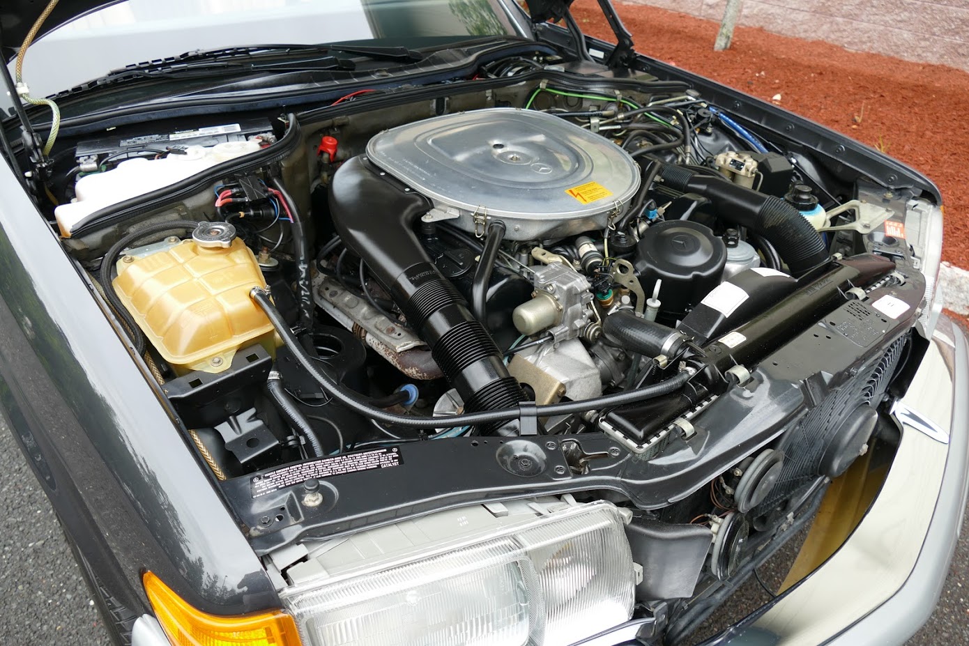 1987 Mercedes-Benz 560SEL – Sesame Cars