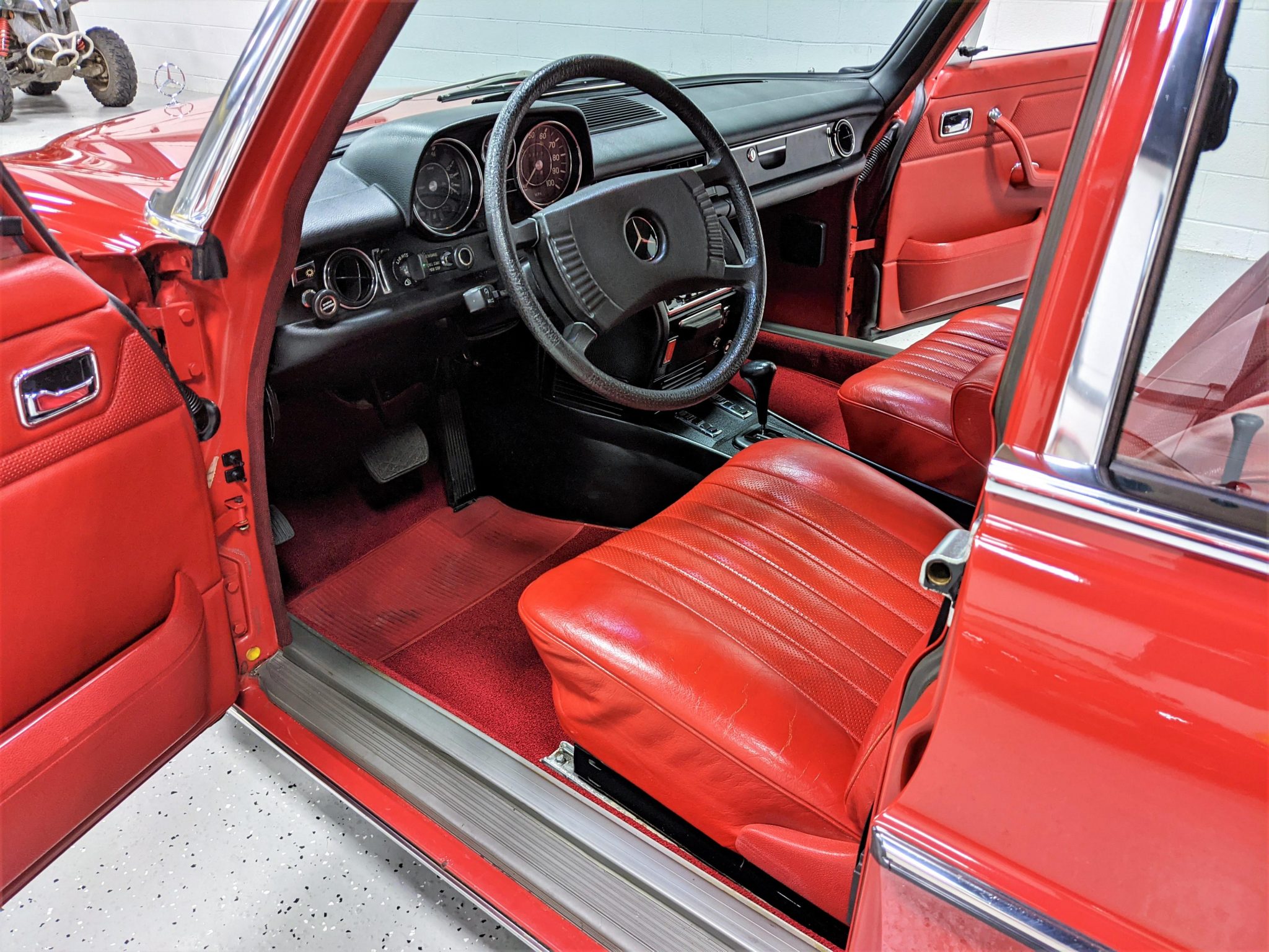 1974 Mercedes-Benz 240D – Sesame Cars