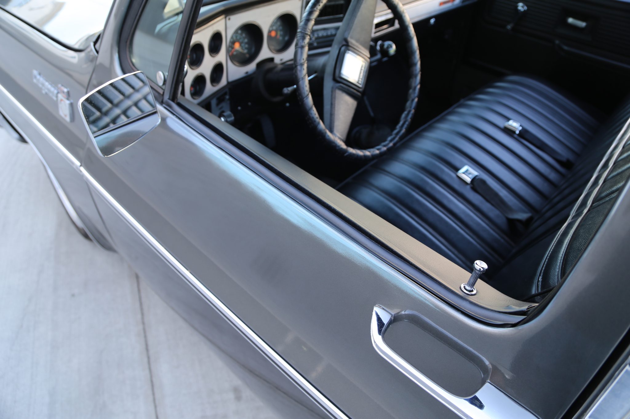 1979 Chevrolet C10 Cheyenne 6-Speed – Sesame Cars