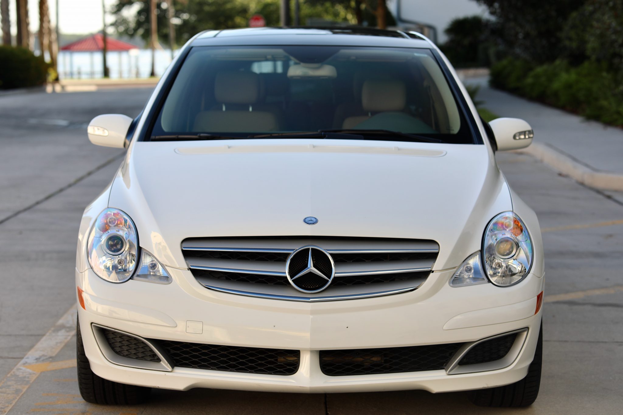 2007 Mercedes-Benz R500 4MATIC – Sesame Cars