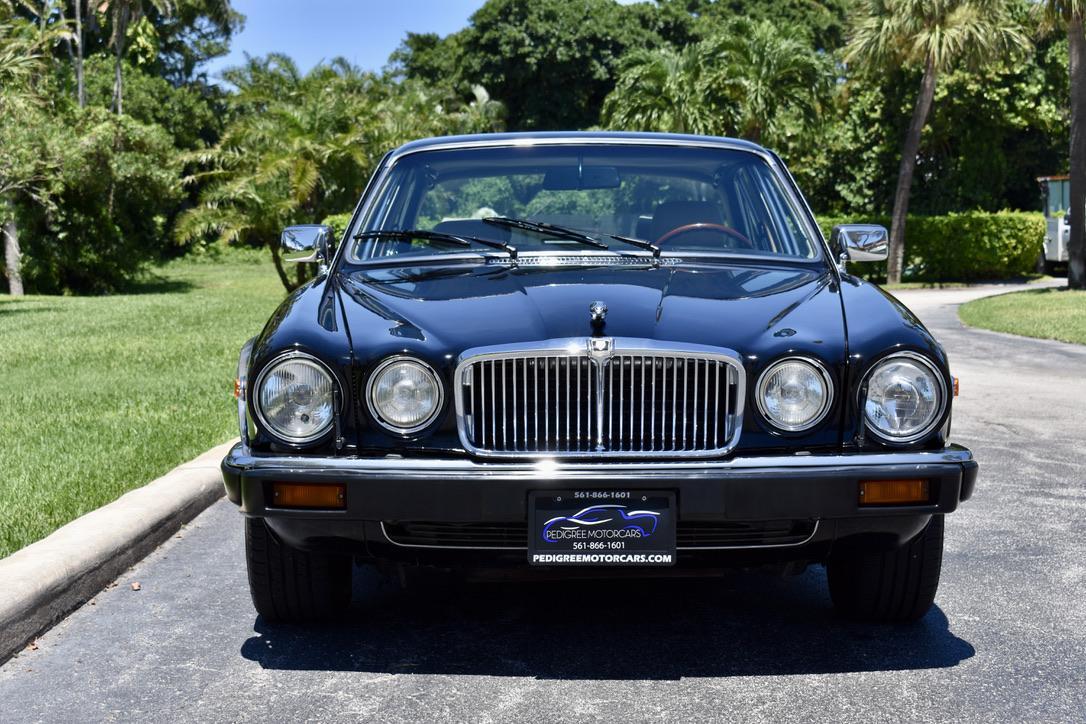 1987 Jaguar XJ12 Vanden Plas – Sesame Cars