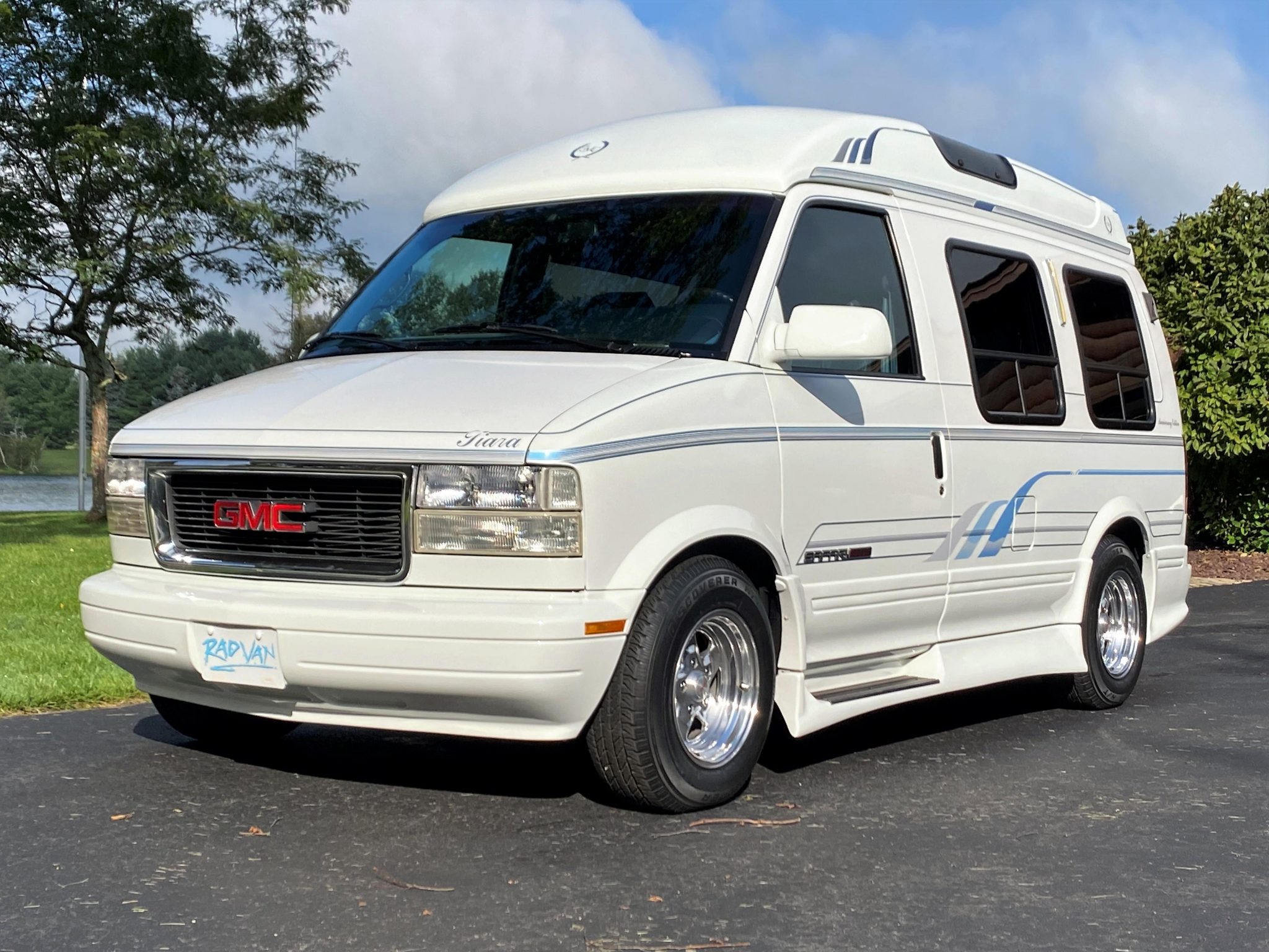 1995 GMC Safari AWD Conversion Van – Sesame Cars