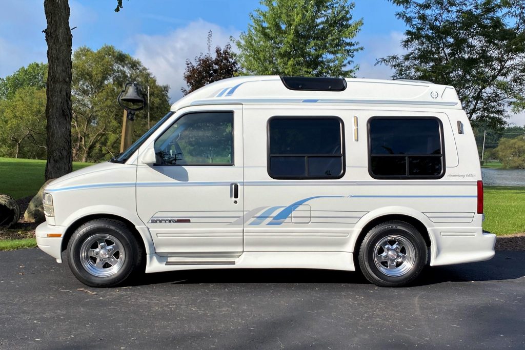 1995 GMC Safari AWD Conversion Van – Sesame Cars
