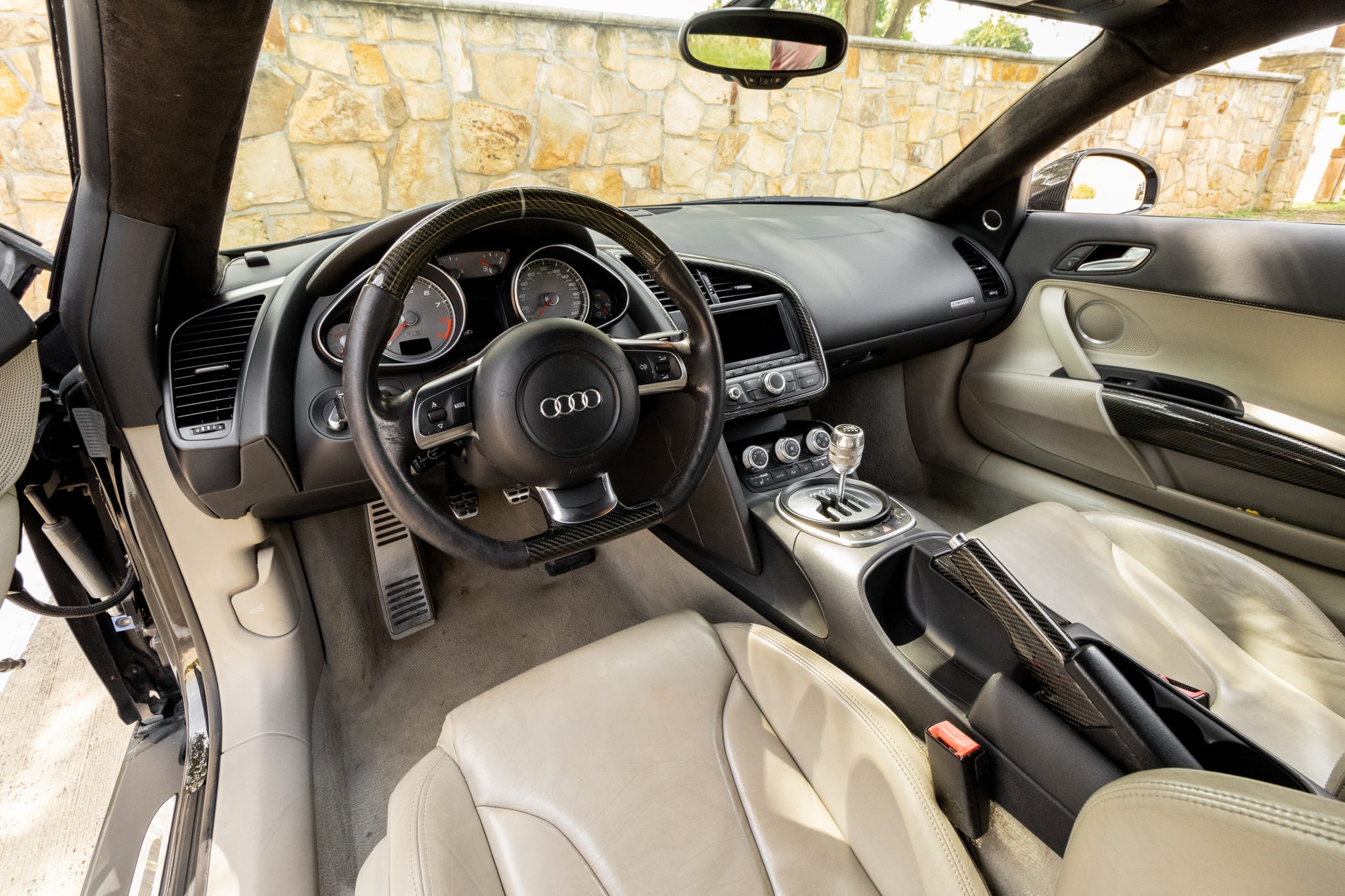 2008 Audi R8 6-Speed – Sesame Cars