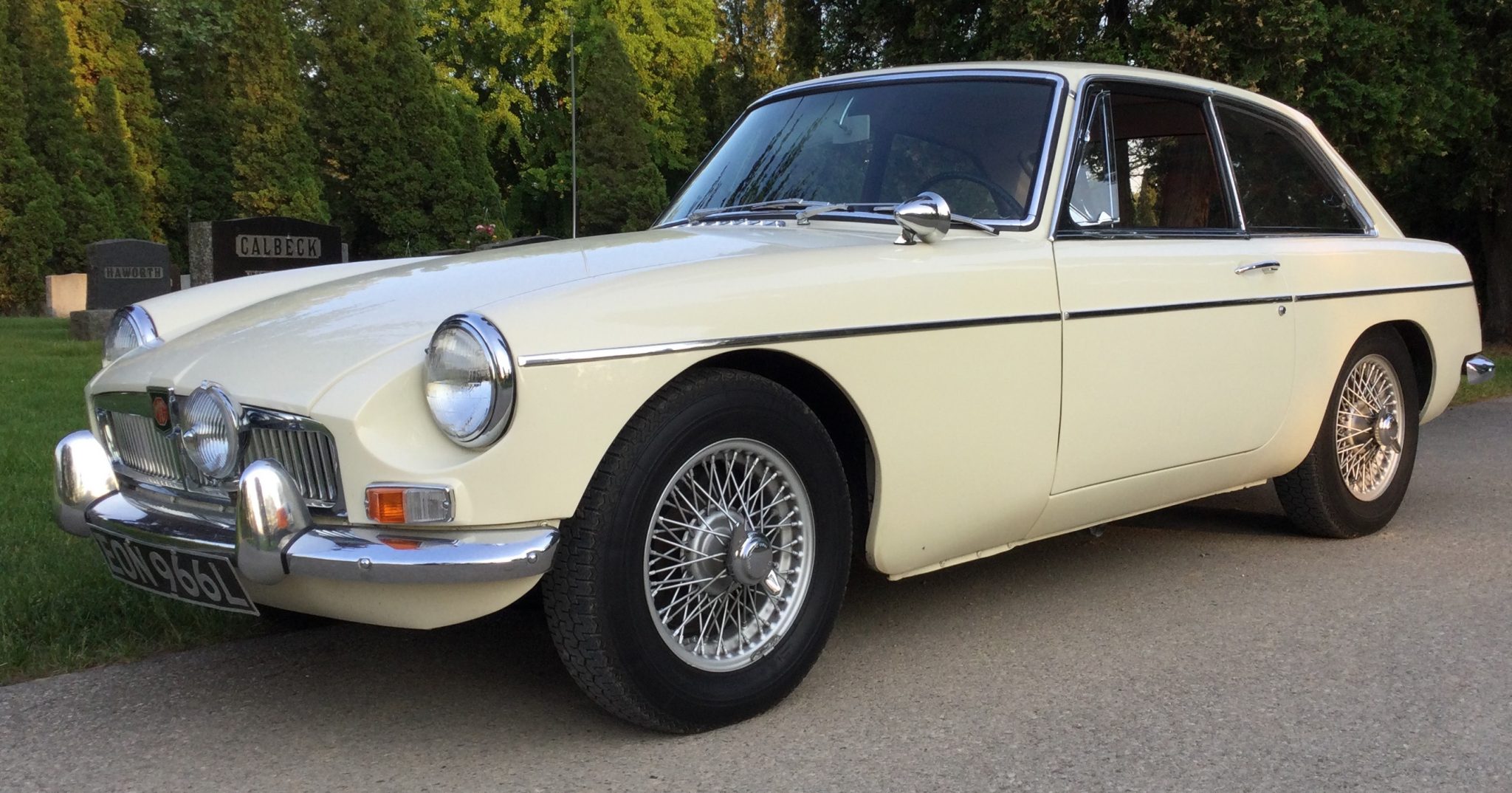 1966 MG MGB GT – Sesame Cars