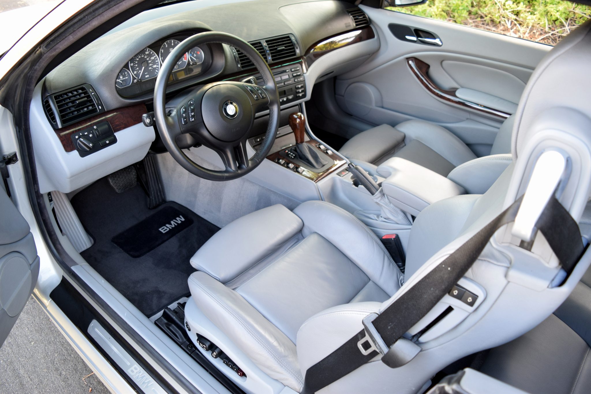 2003 BMW 330i Convertible – Sesame Cars