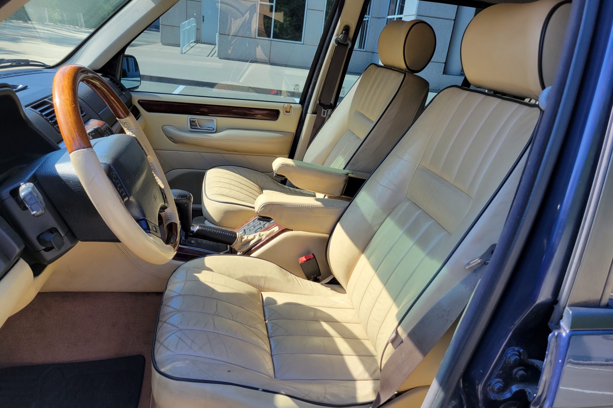 2001 Land Rover Range Rover 4.6 HSE – Sesame Cars