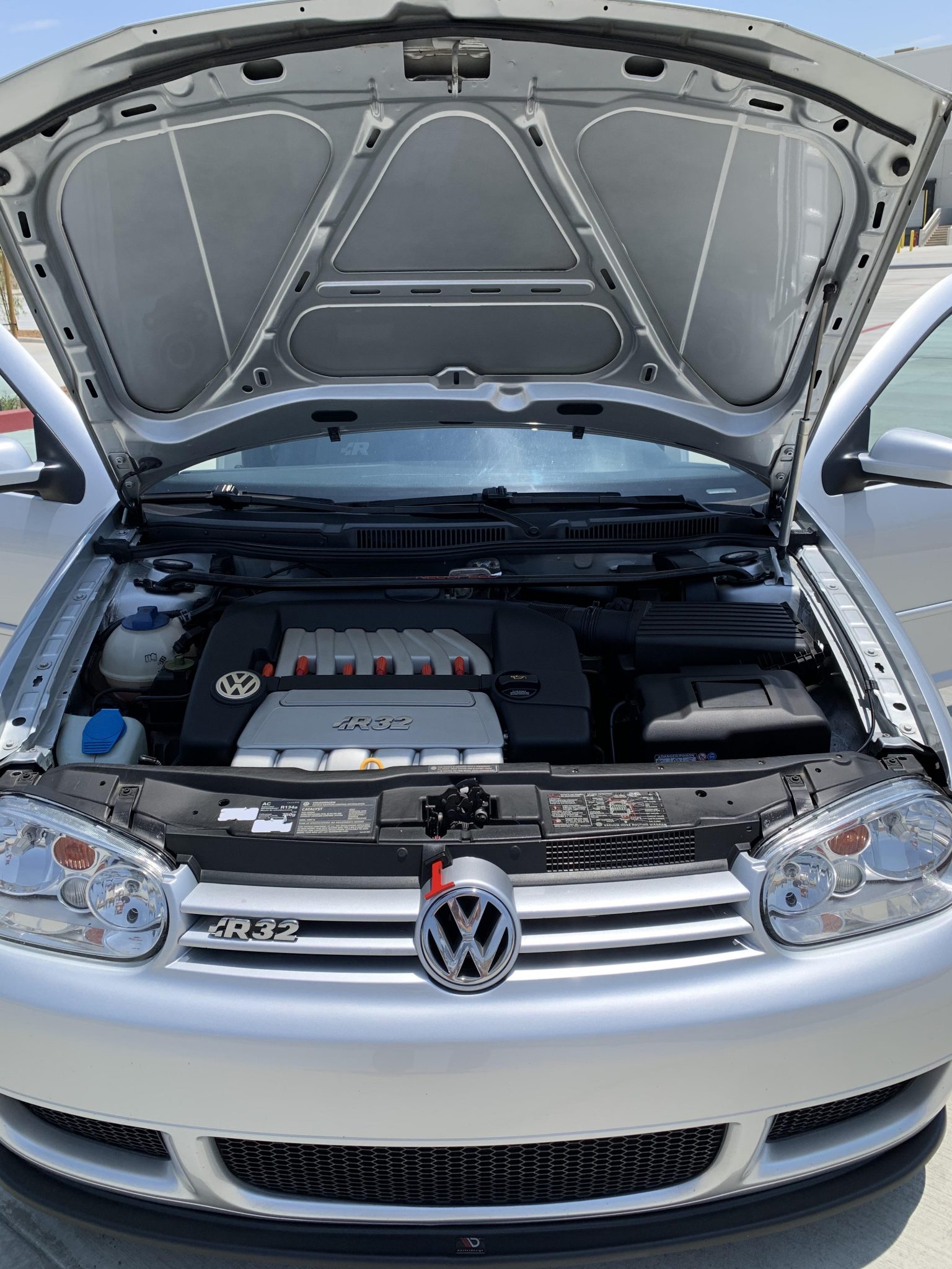 2004 Volkswagen R32 – Sesame Cars