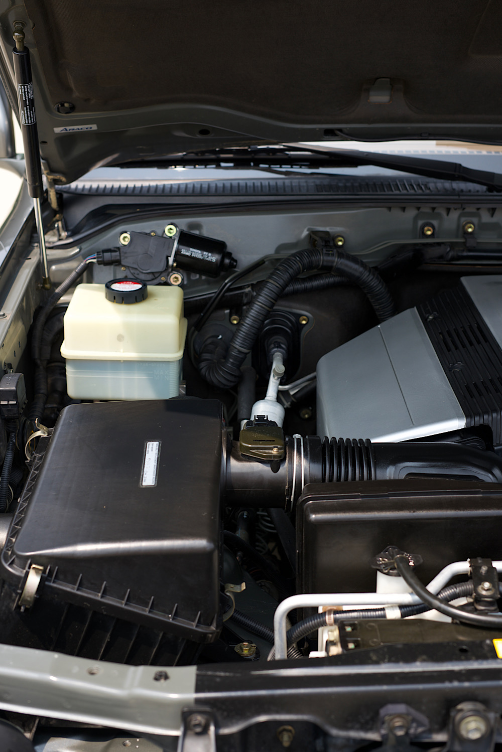 2002 Lexus LX470 – Sesame Cars