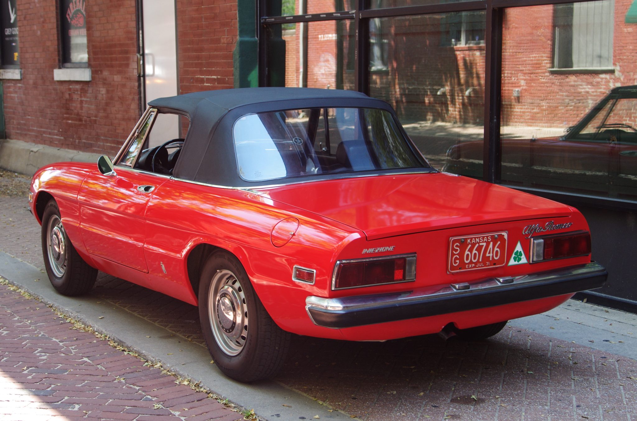 1971 Alfa Romeo Spider – Sesame Cars