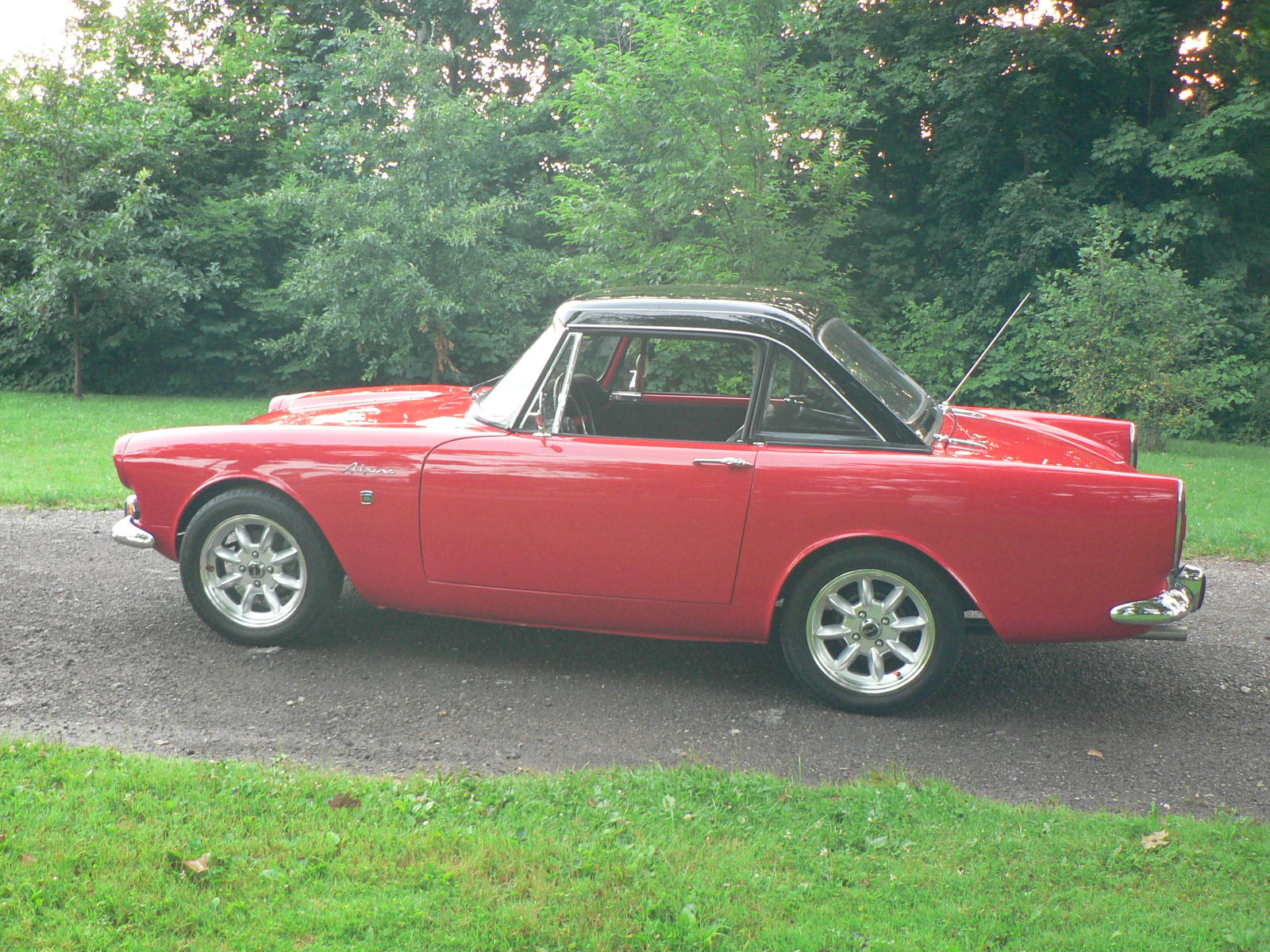 1967 Sunbeam Alpine 5-Speed – Sesame Cars